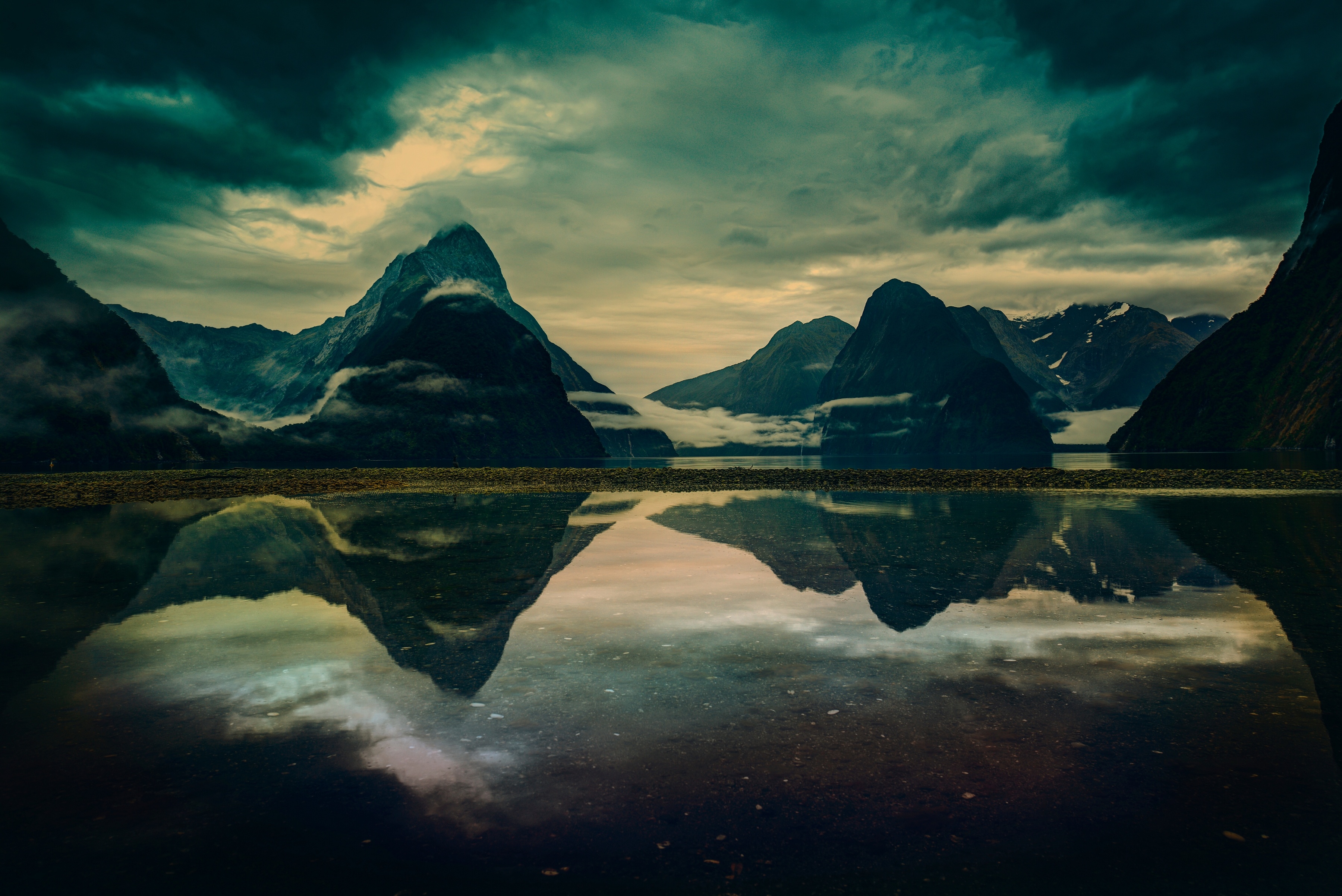 Download Nature Reflection HD Wallpaper