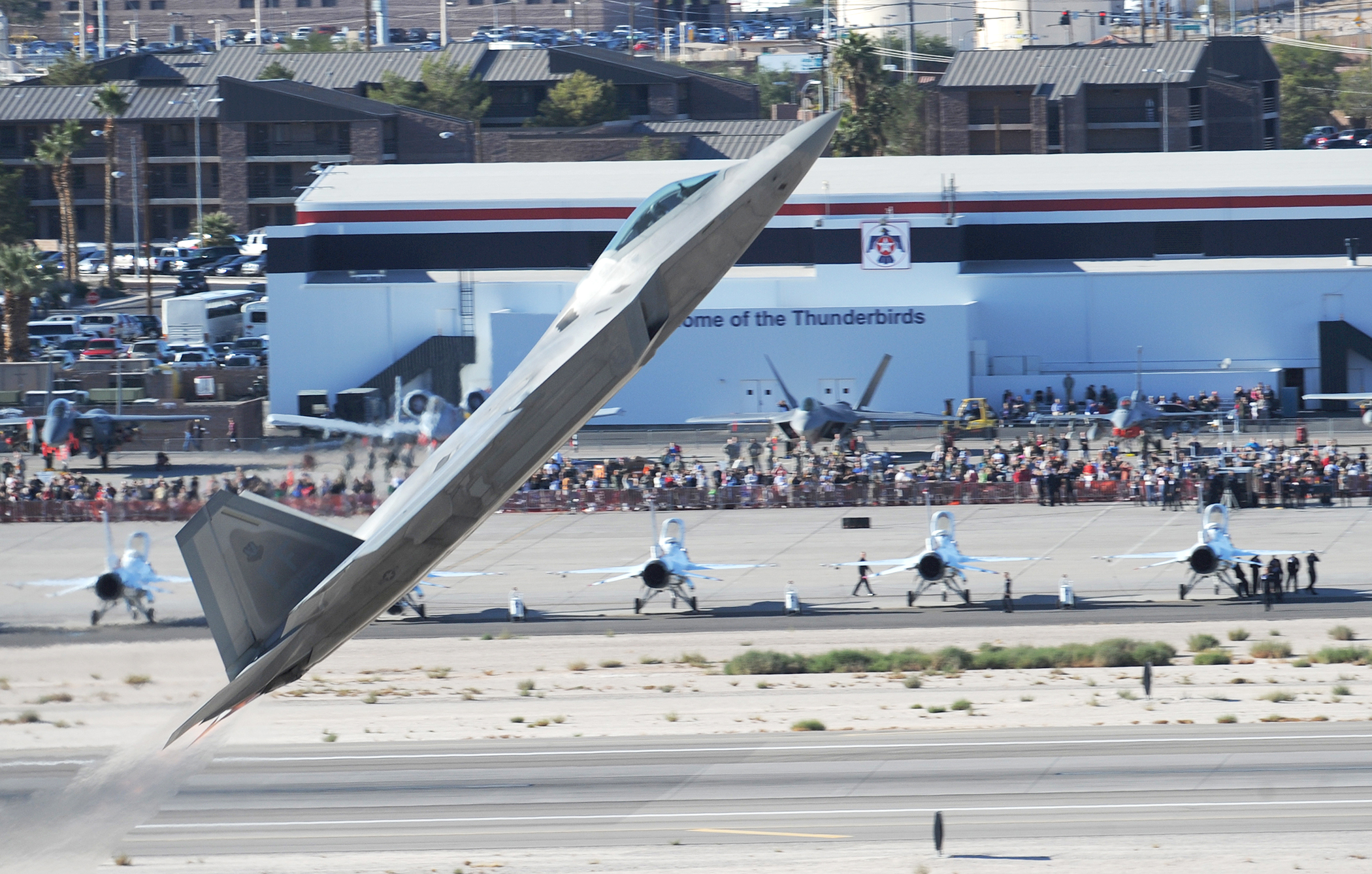 HD F-22 Raptor Soaring: Lockheed Martin’s Military Power in Action