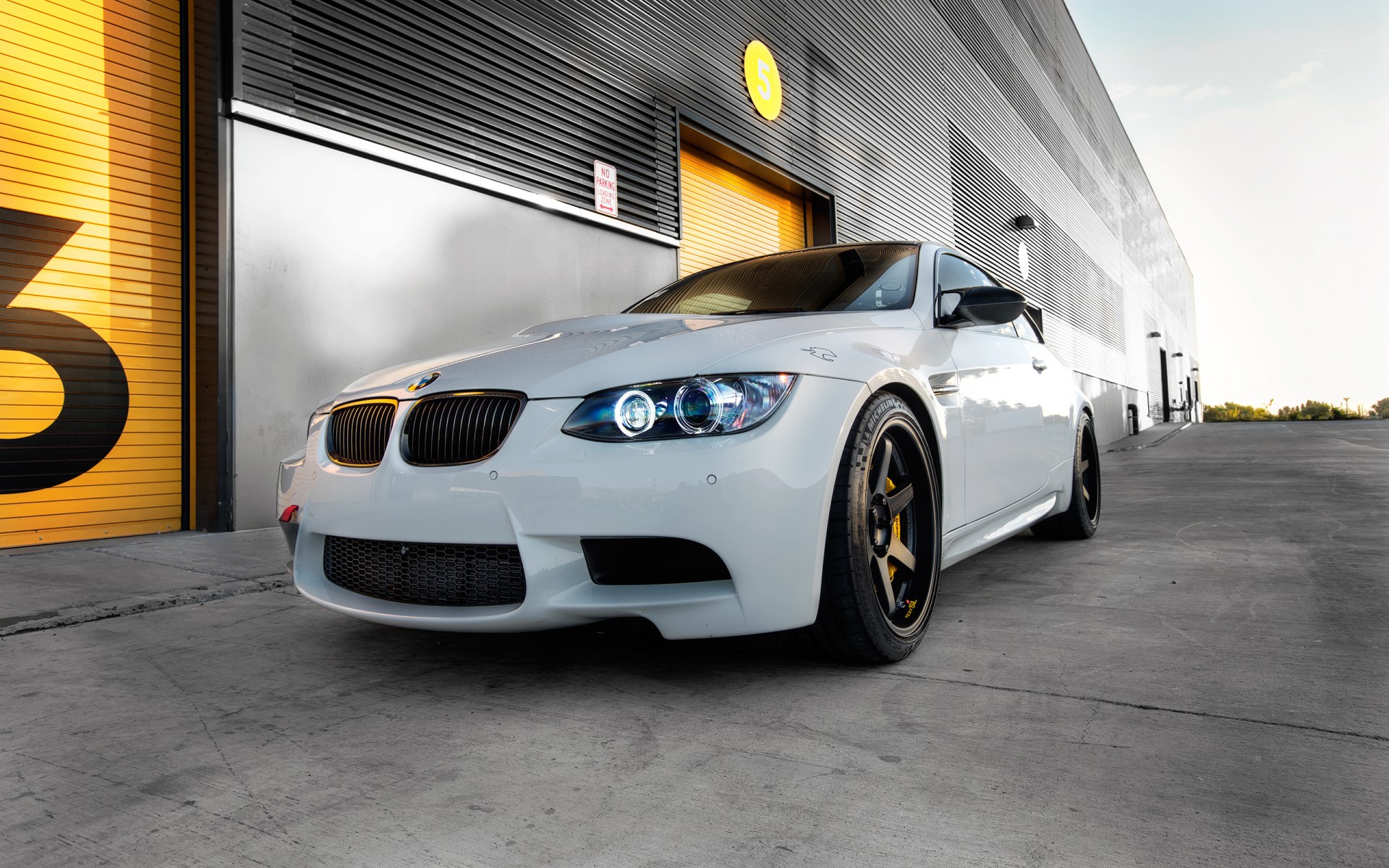 BMW HD Wallpaper