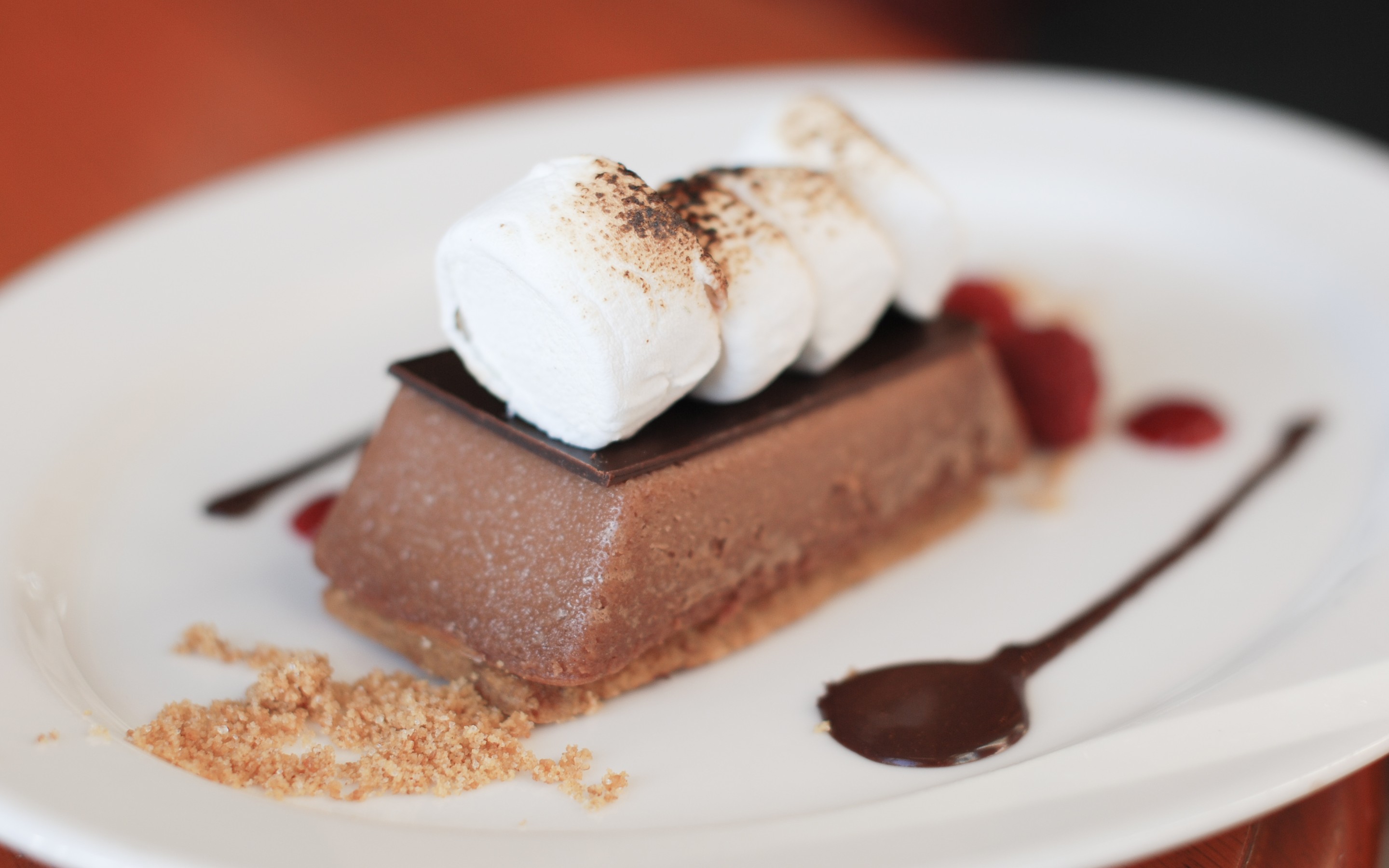 Decadent Dessert: HD Wallpaper Delight