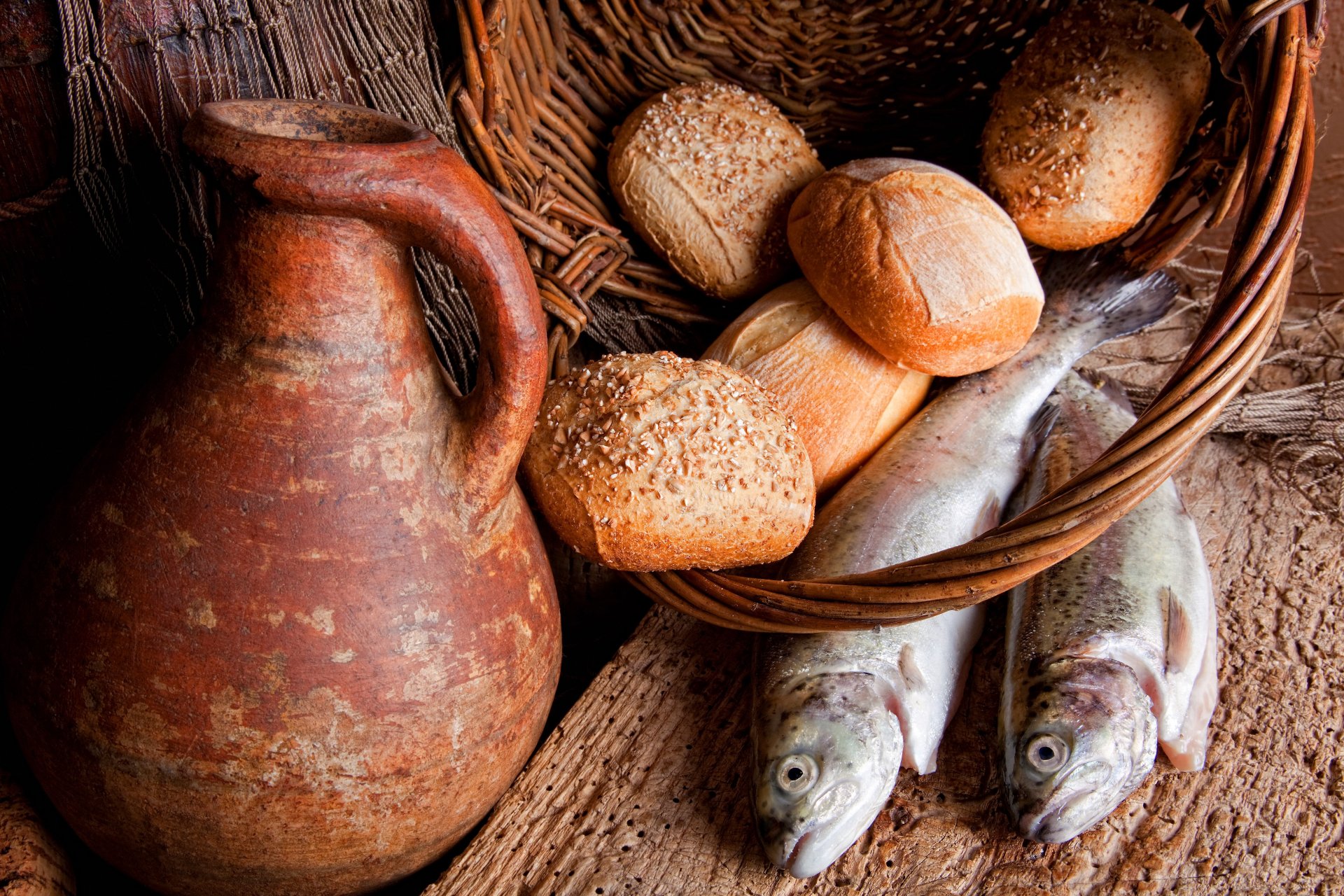 Rustic Delights: 4K Ultra HD Still Life of Fresh Bread and Fish
