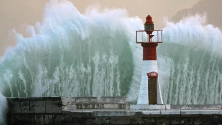 Lighthouse - Desktop Wallpapers, Phone Wallpaper, PFP, Gifs, and More!