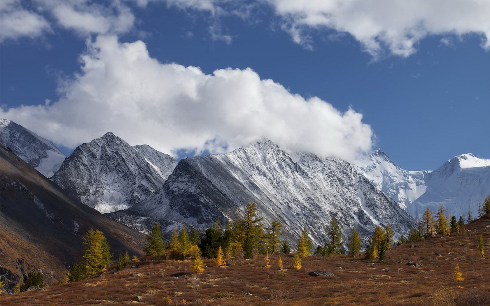 Altai Mountains Wallpaper