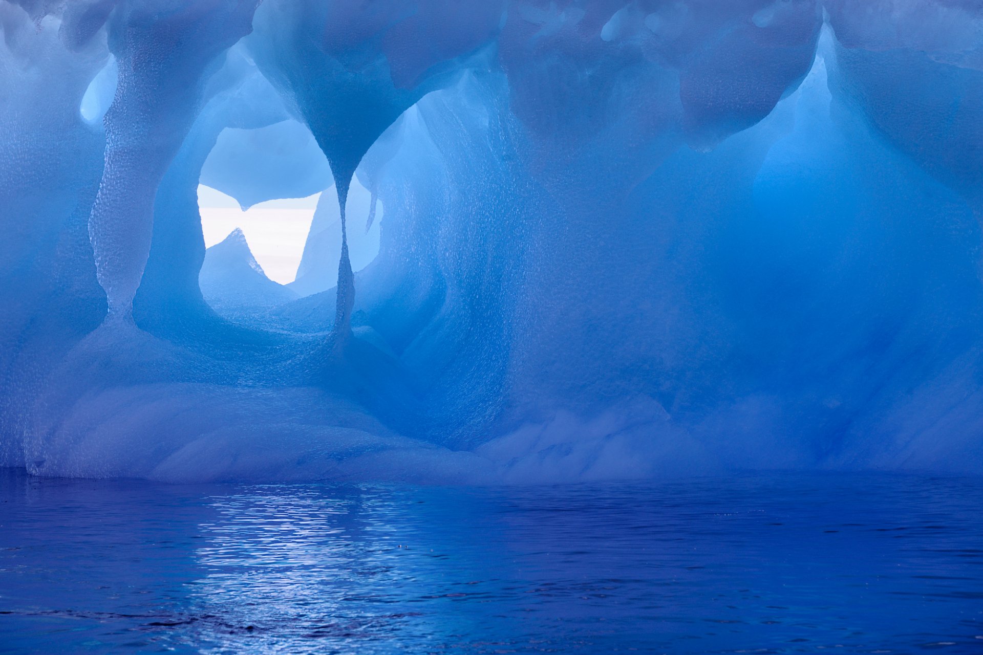 Glacial Dreamscape: Stunning Ice Cave Nature HD Wallpaper