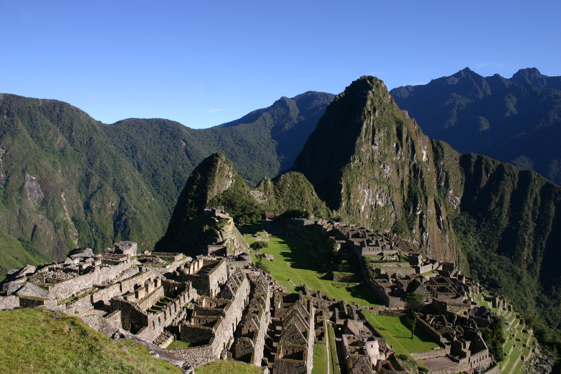 Stunning HD View of Machu Picchu: A Masterpiece of Man-Made Wonder