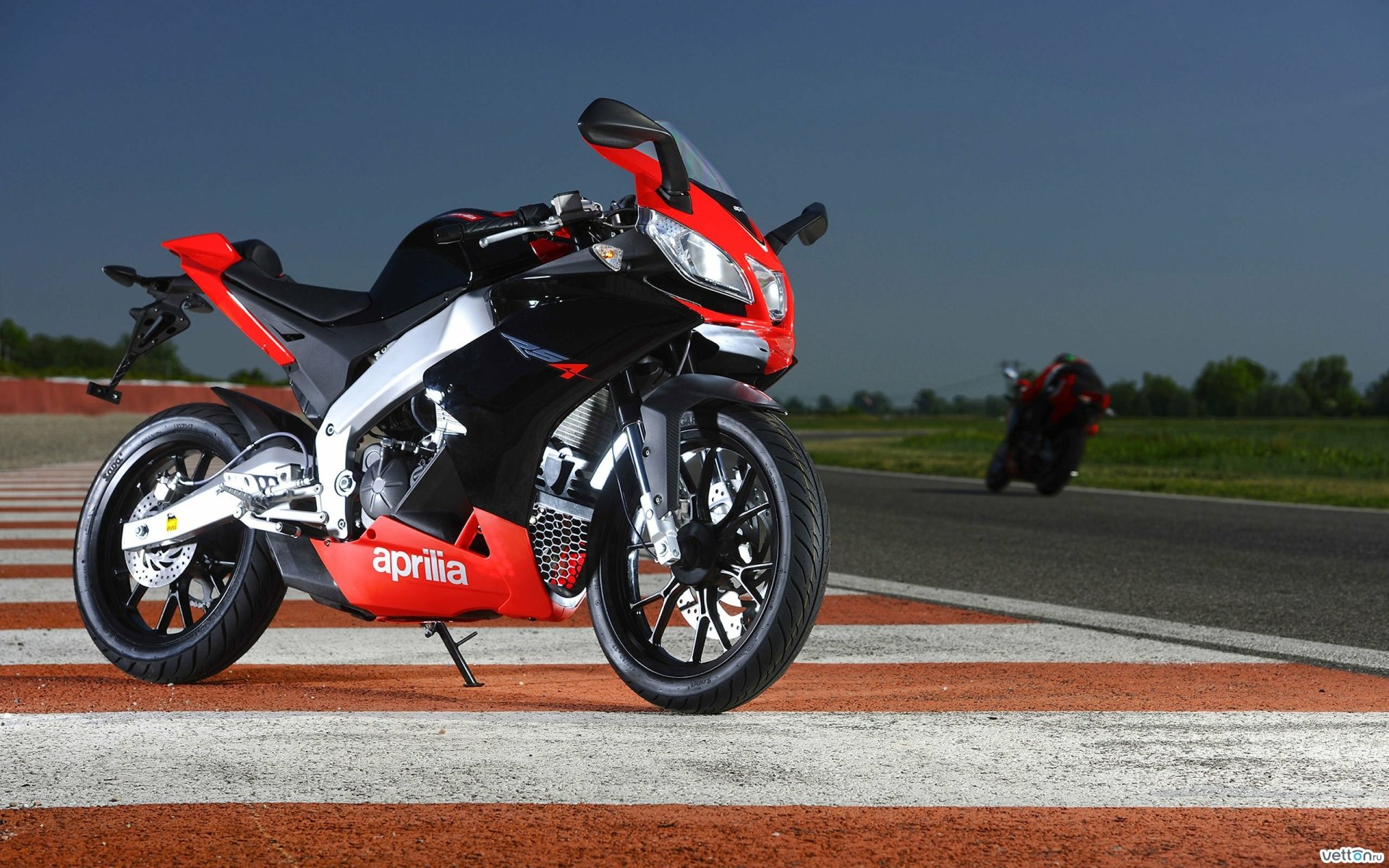 Download Vehicle Aprilia RS4 HD Wallpaper