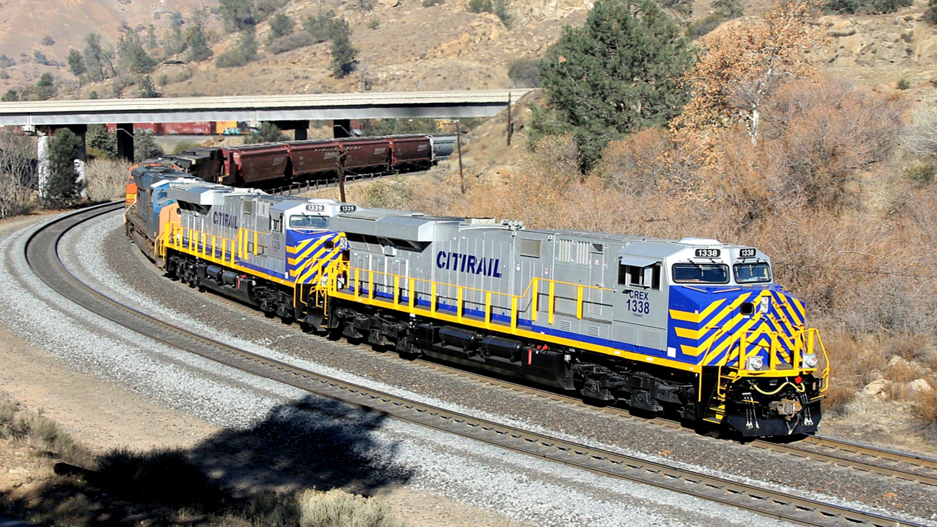 HD Scenic Train Journey: Powerful Locomotive in Motion