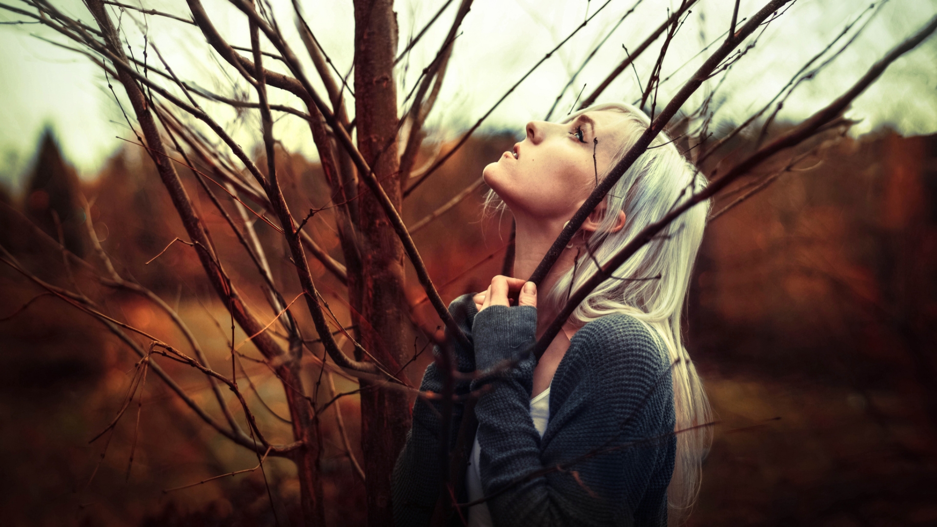 Download Woman Mood HD Wallpaper