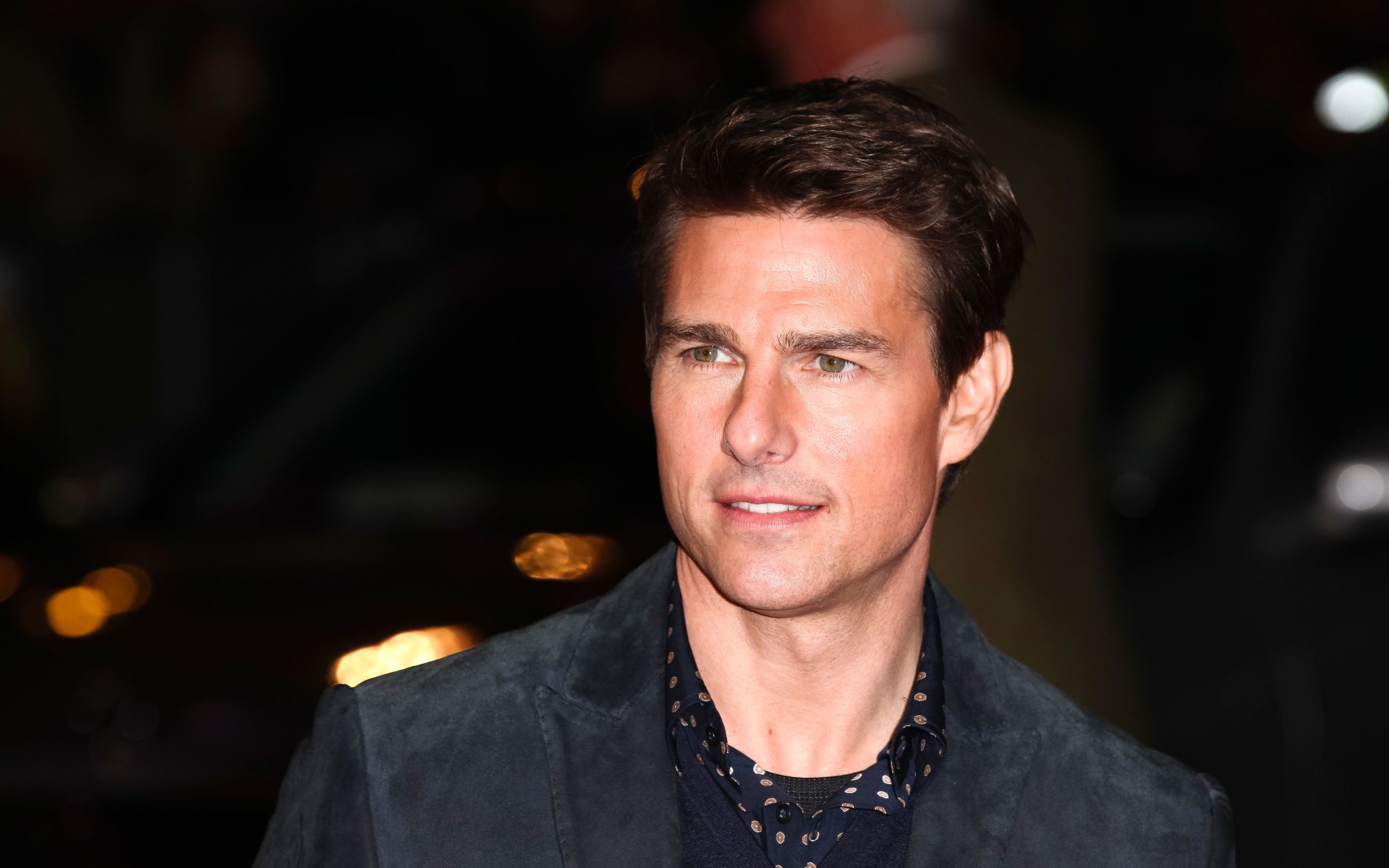 Tom Cruise HD Wallpaper: Iconic American Actor