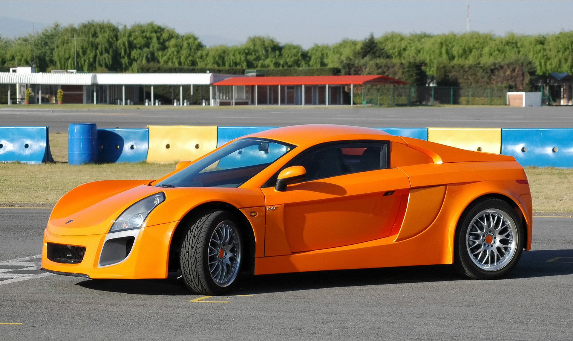 Download Vehicle Mastretta Wallpaper