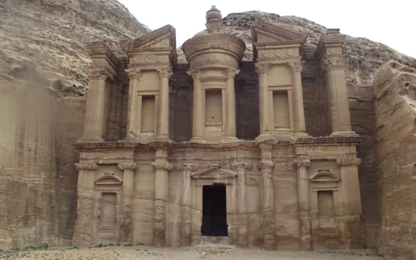 [40+] Petra Wallpapers