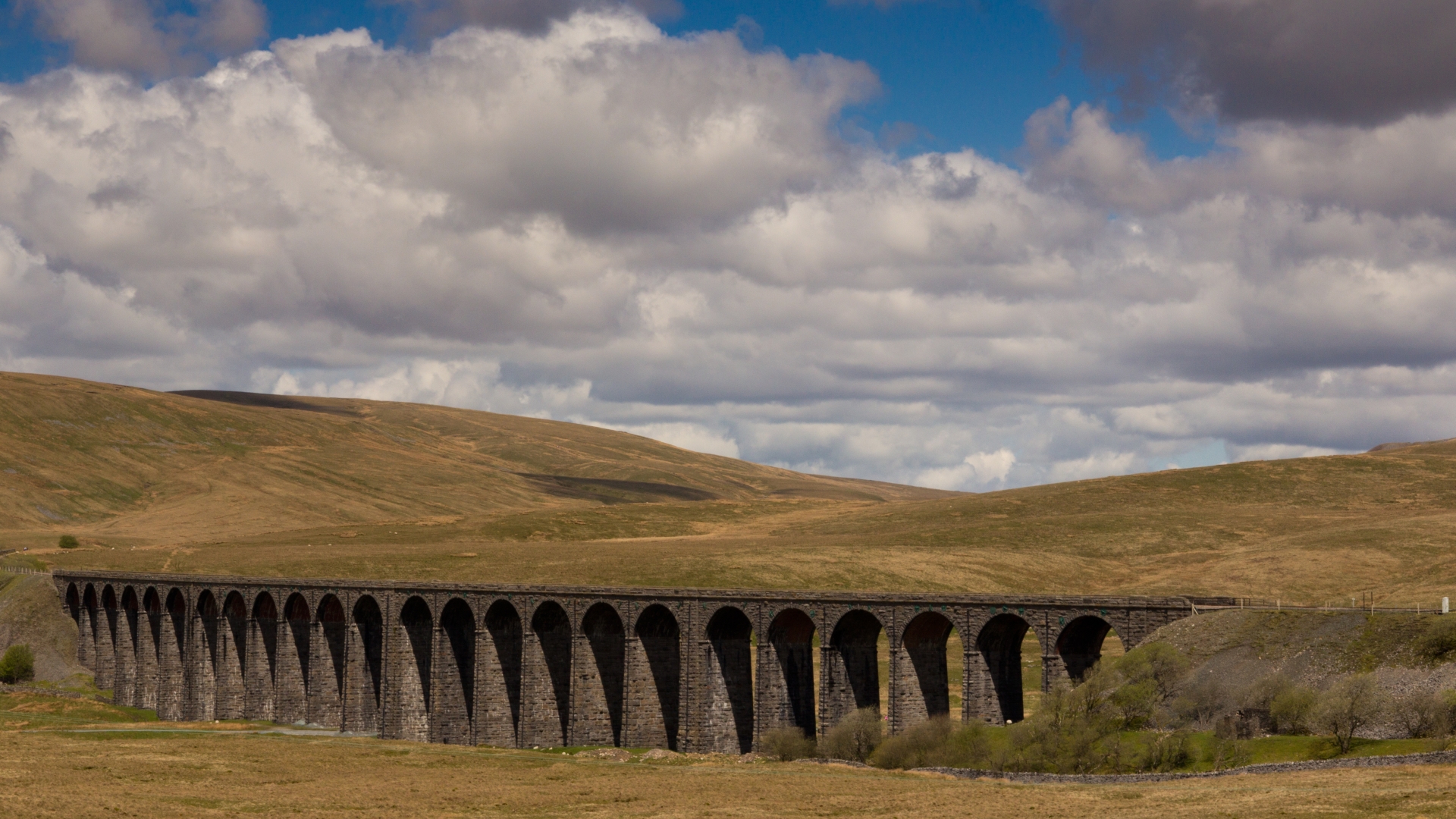 Ribblehead Viaduct HD Wallpaper