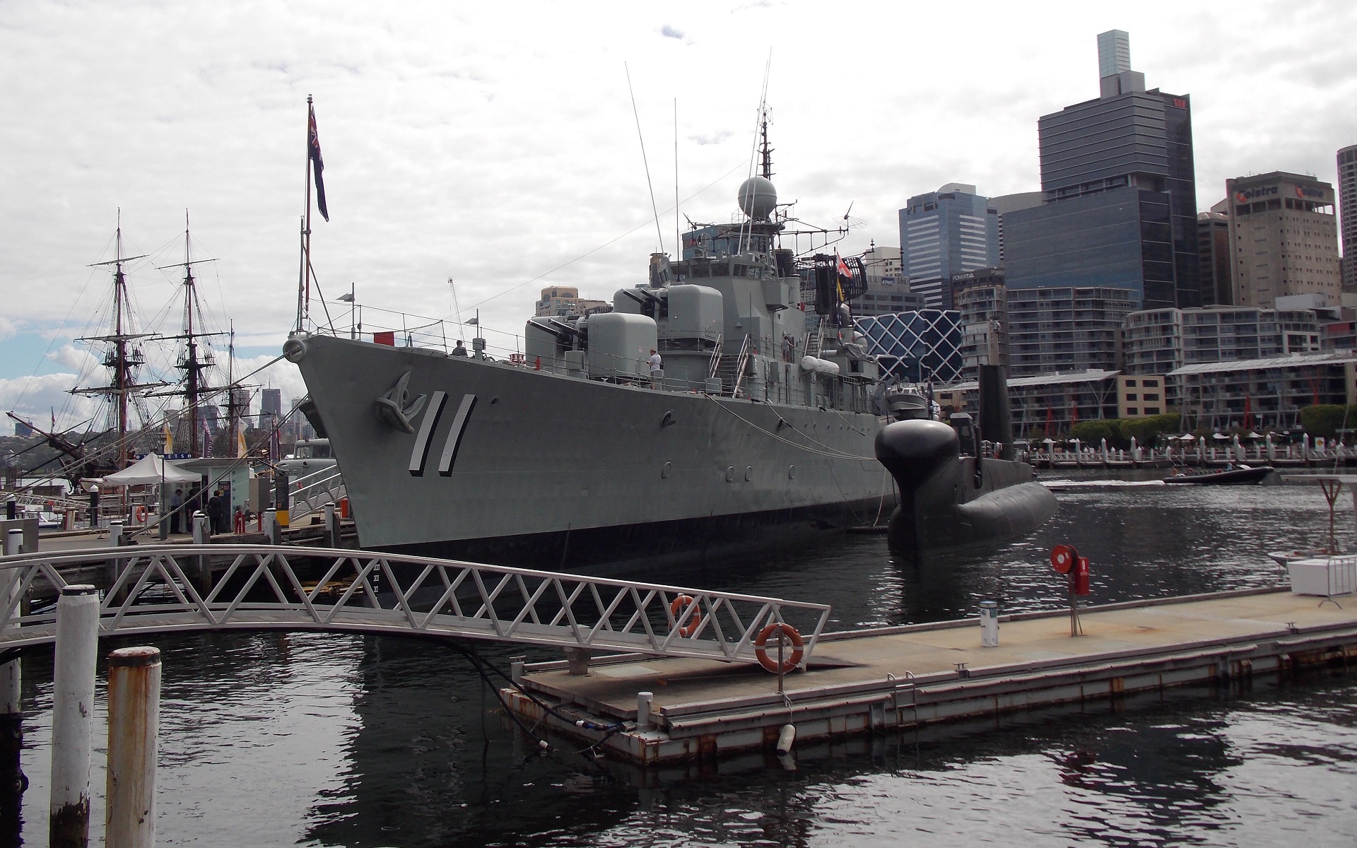 HMAS Vampire with HMAS Onslow by lonewolf6738