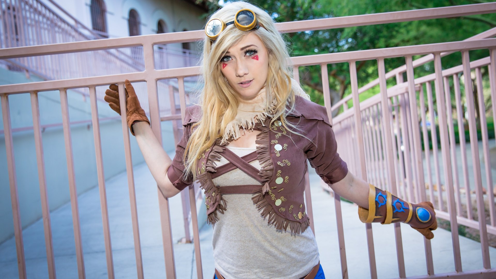 Download Woman Cosplay 4k Ultra HD Wallpaper