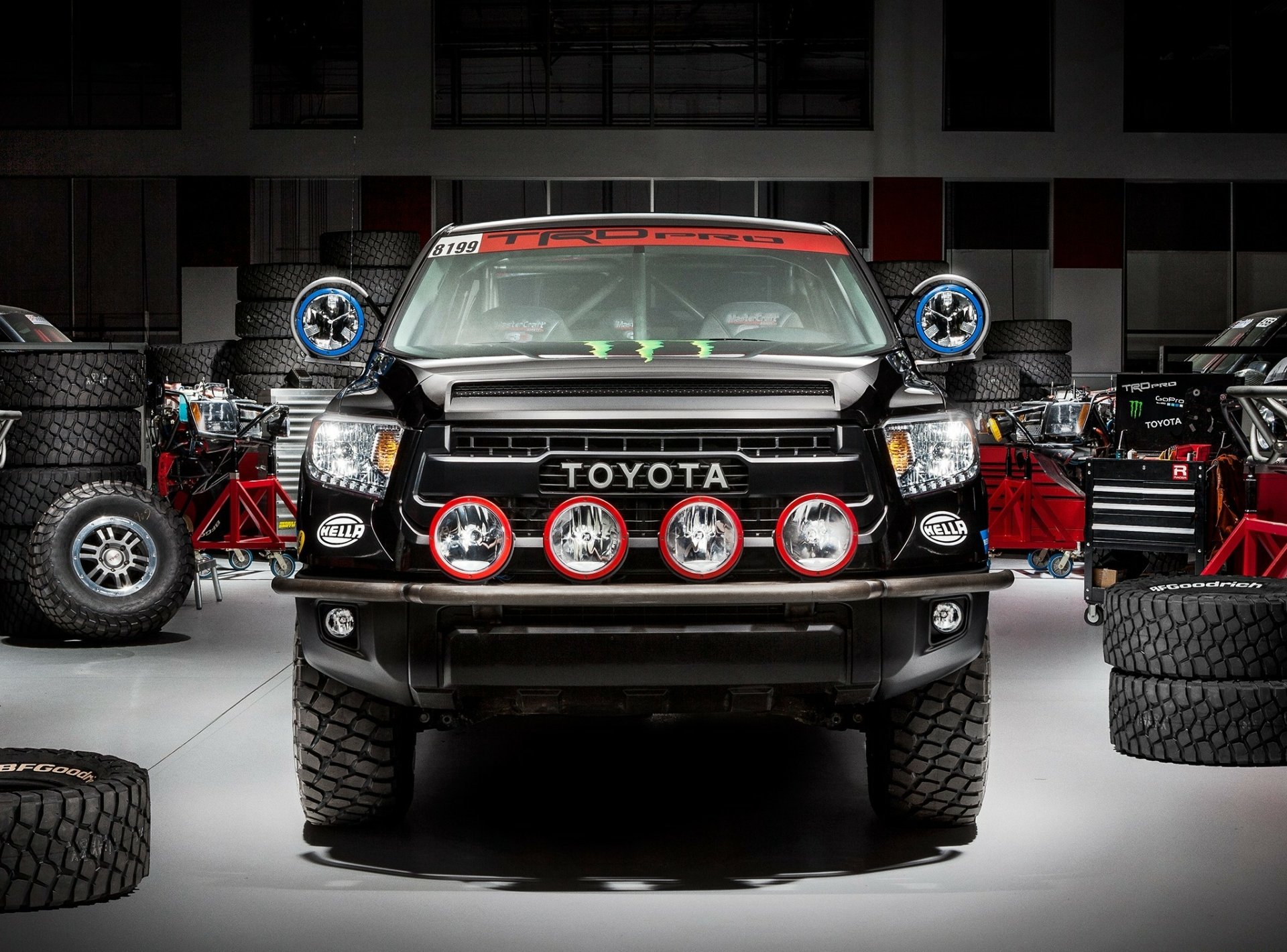 Download Toyota Vehicle Toyota Tundra HD Wallpaper | 2048x1516 ...