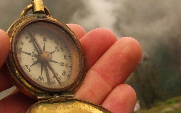 Compass 4k Ultra HD Wallpaper | Background Image | 5408x3600