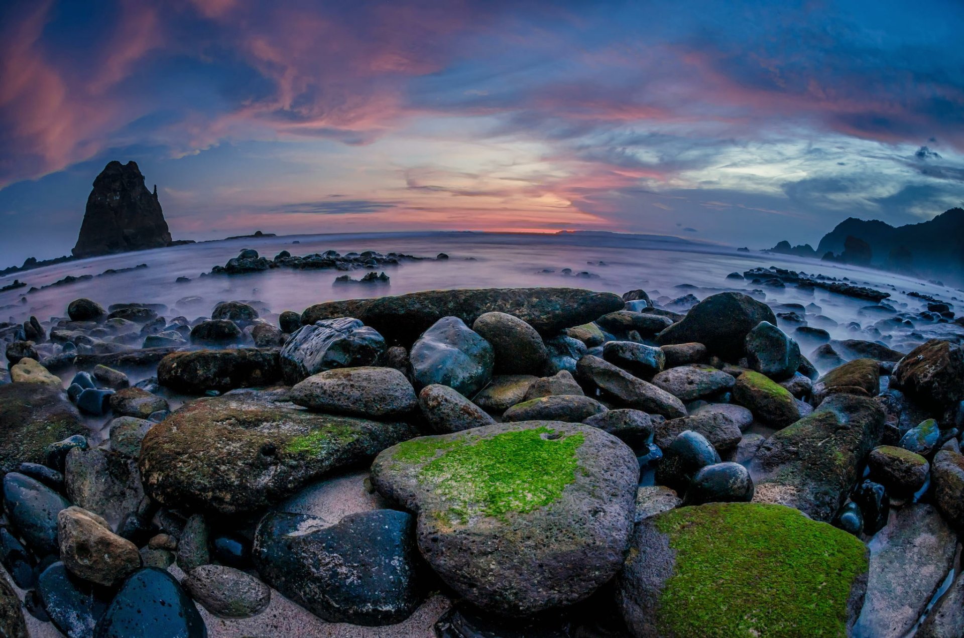 Download Nature Rock HD Wallpaper