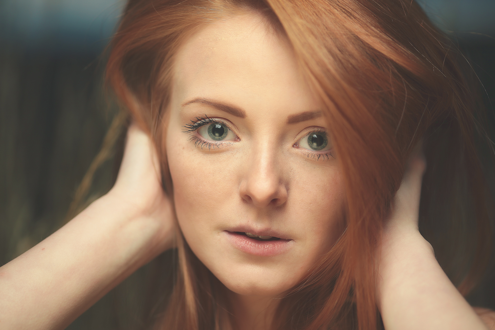 Download Woman Face HD Wallpaper