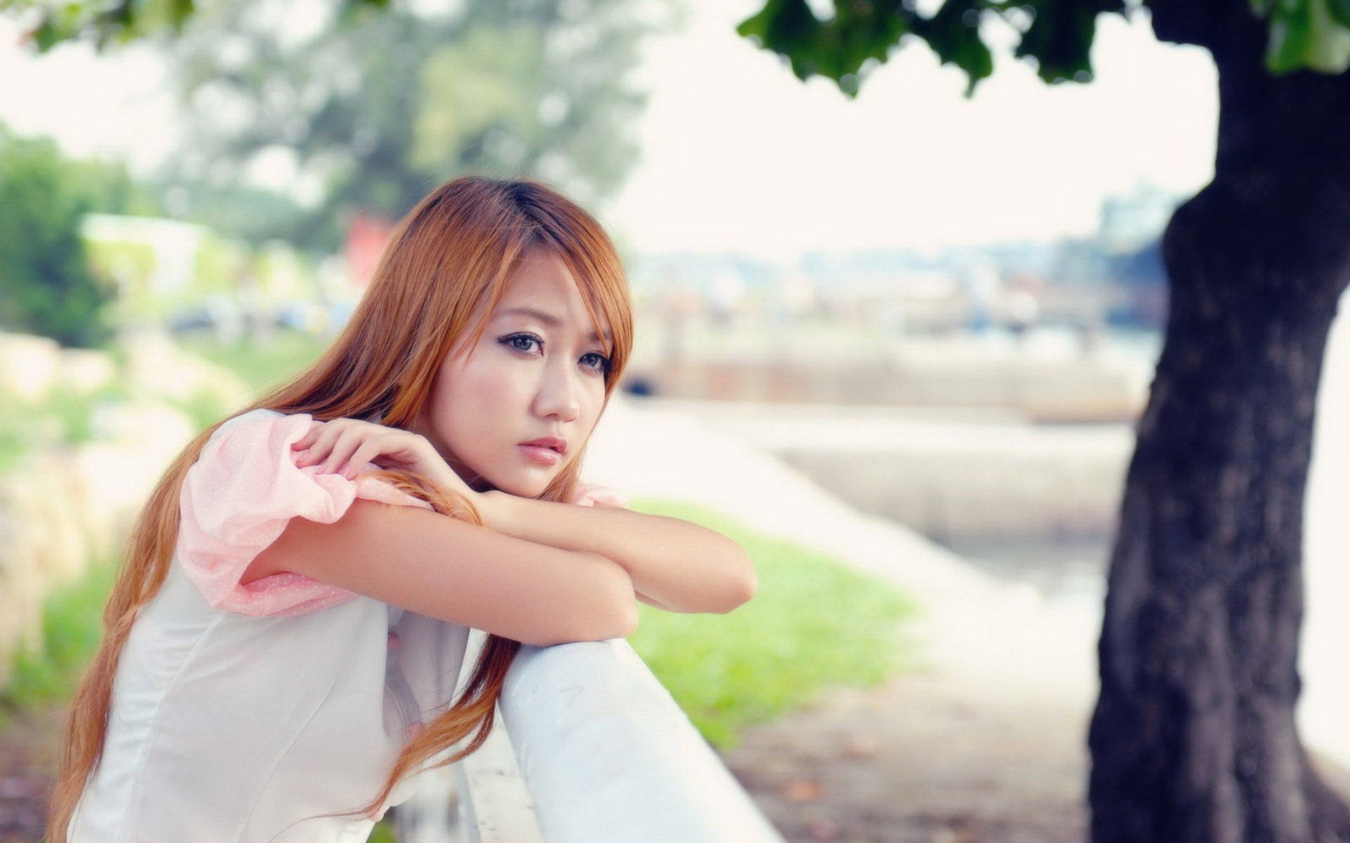 Serene Reflection: Asian Woman HD Wallpaper