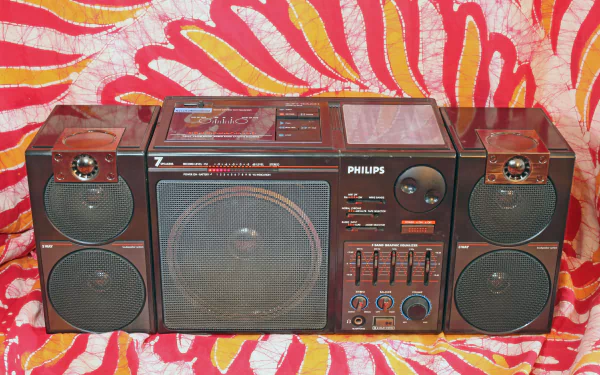 Philips Stereo Wallpapers