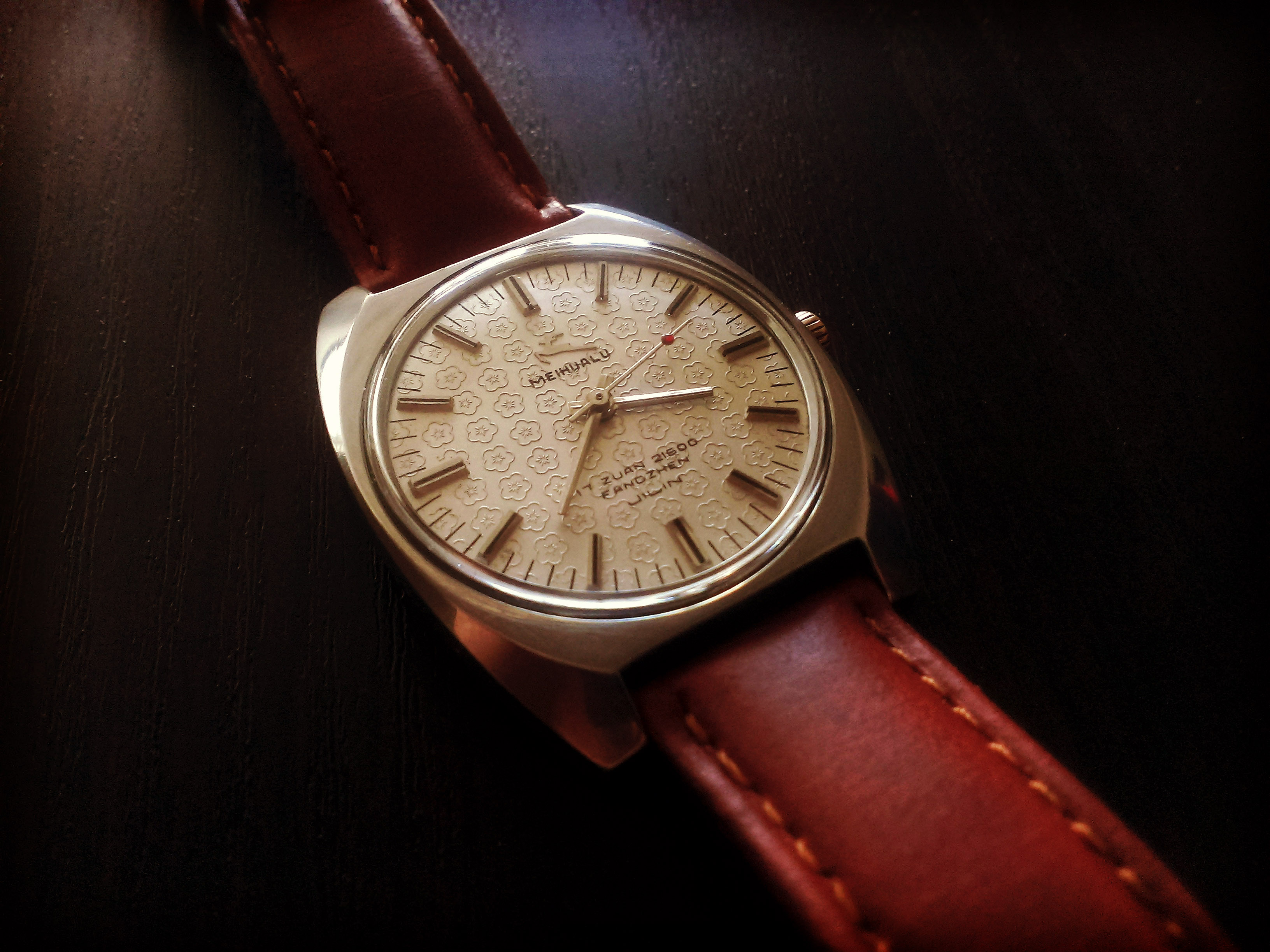 Download Man Made Watch HD Wallpaper