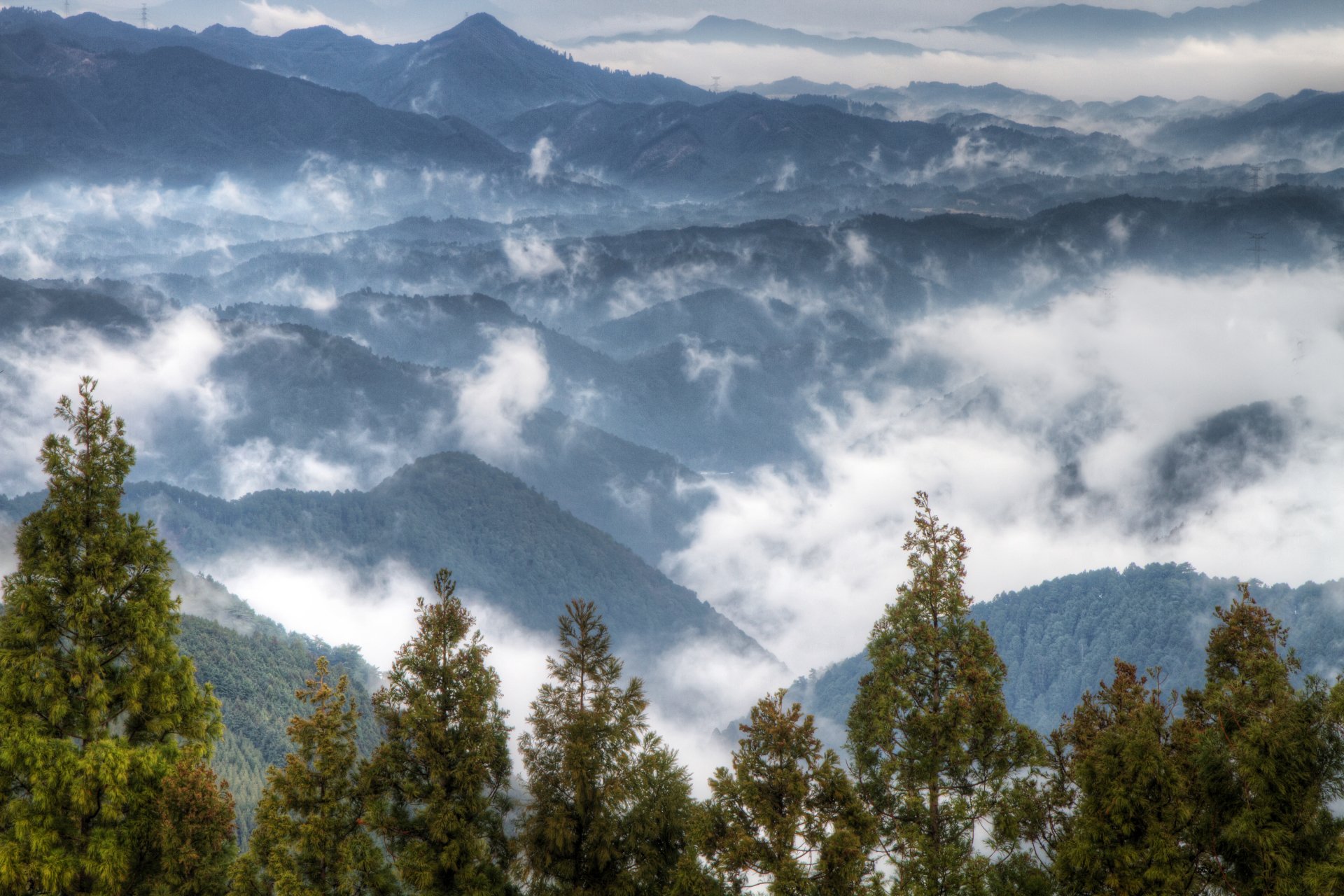 Spring Mist Over Japan’s Majestic Mountain Landscape - 4K Ultra HD ...