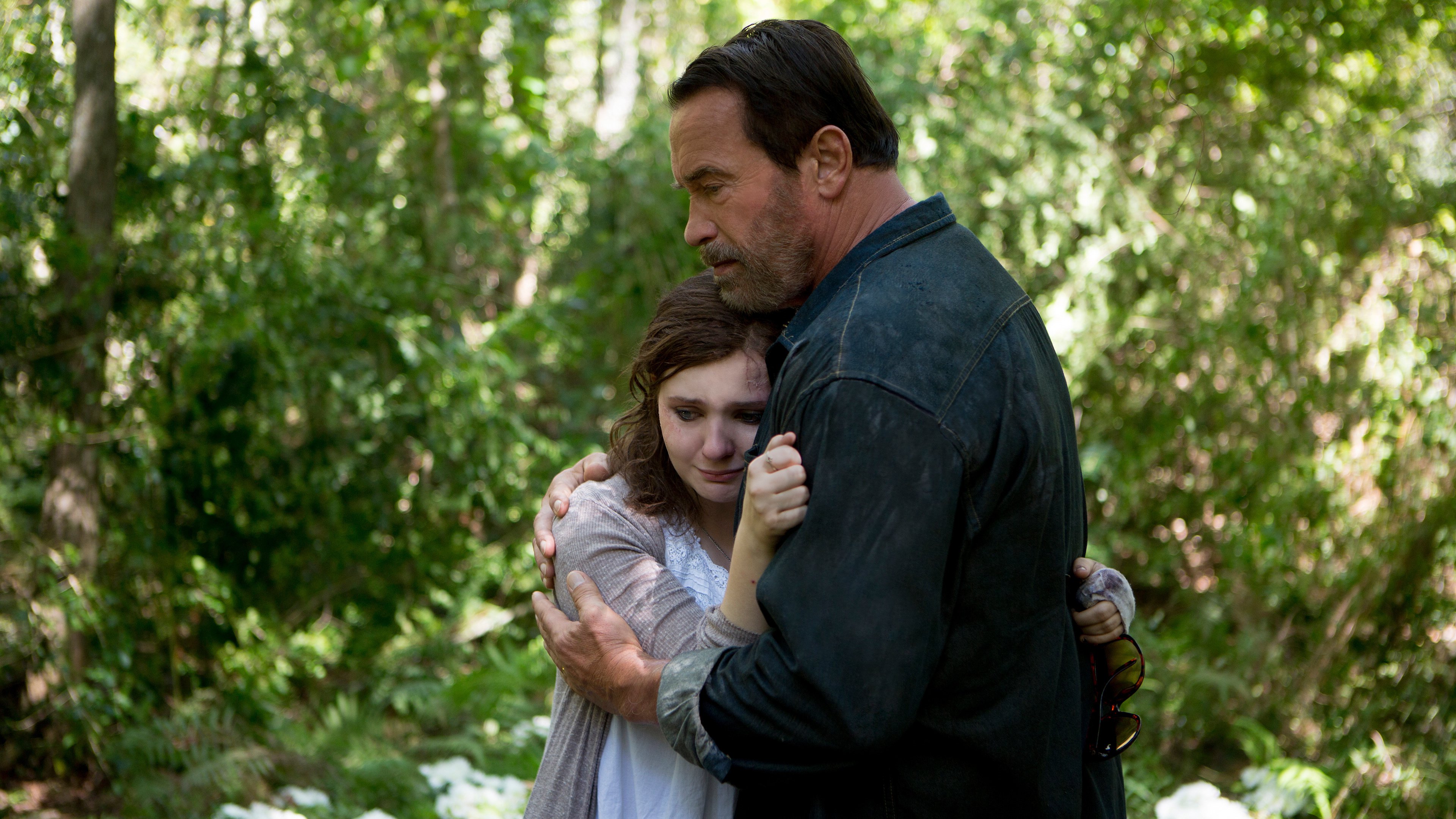 Maggie (2015) Movie - 4K Ultra HD Emotional Forest Embrace Wallpaper