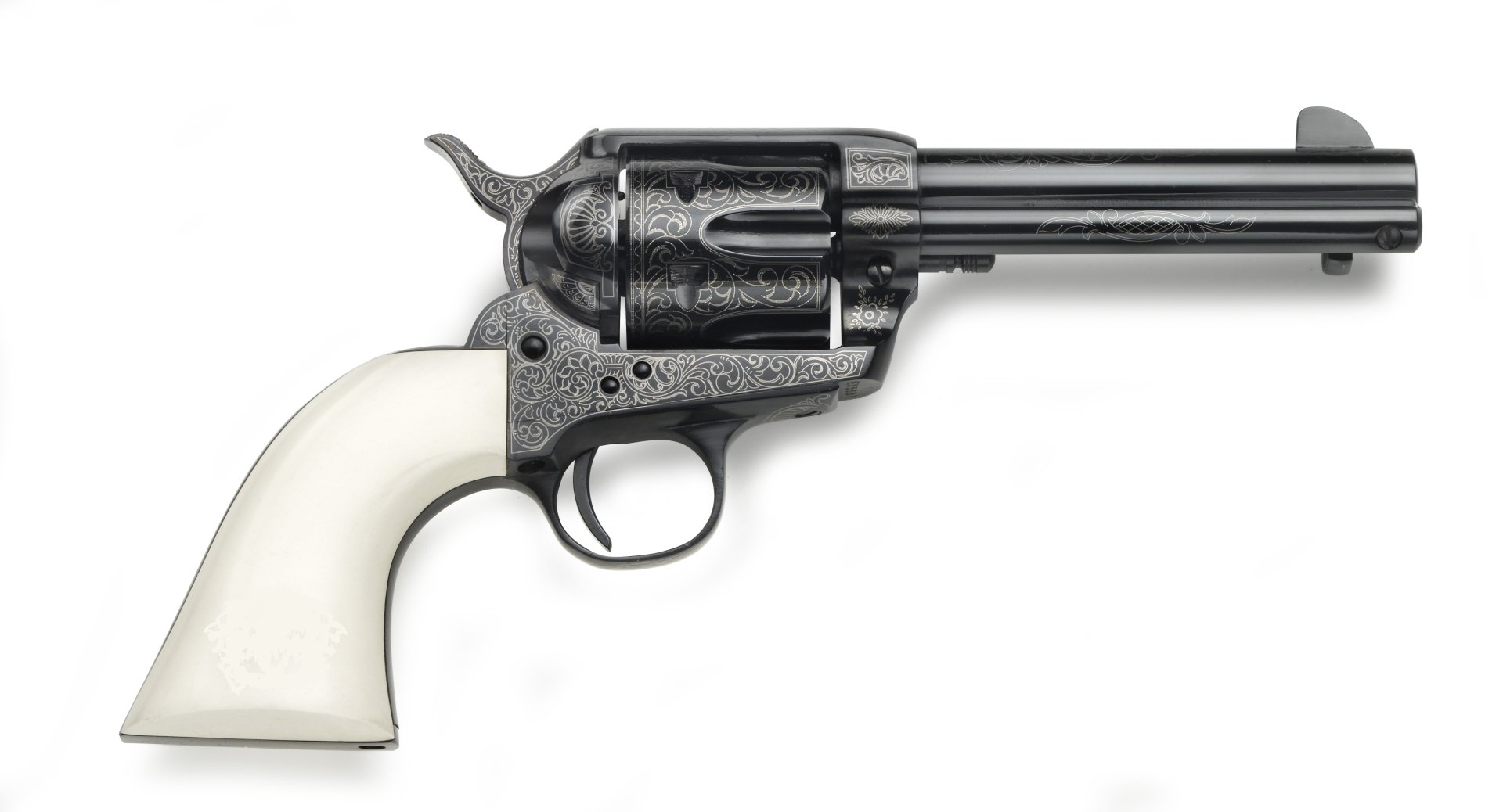 4K Ultra HD Revolver: Classic Man-Made Precision