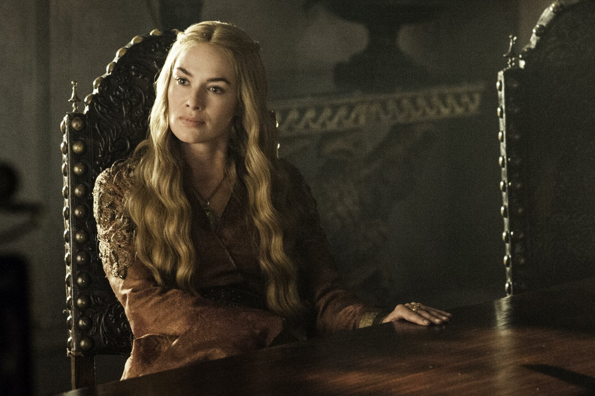 Cersei Lannister in Game of Thrones - HD Wallpaper Featuring Lena Headey