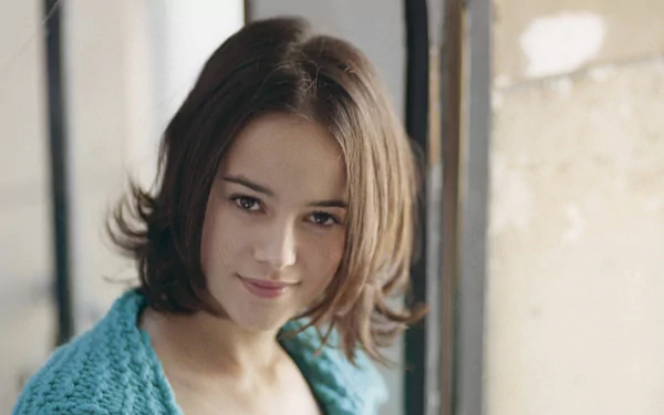 [100+] Alizée Wallpapers