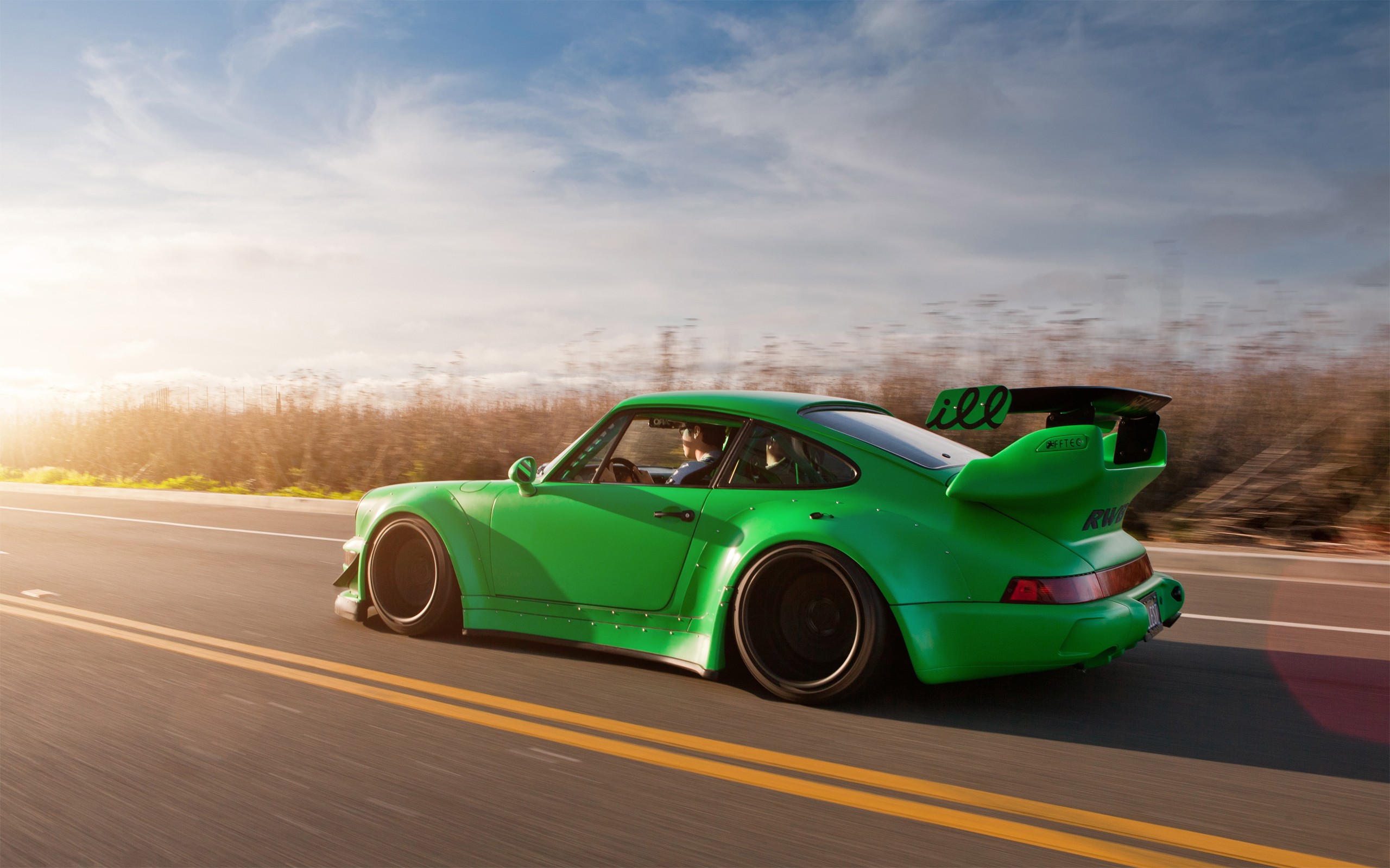 Download Vehicle Porsche HD Wallpaper