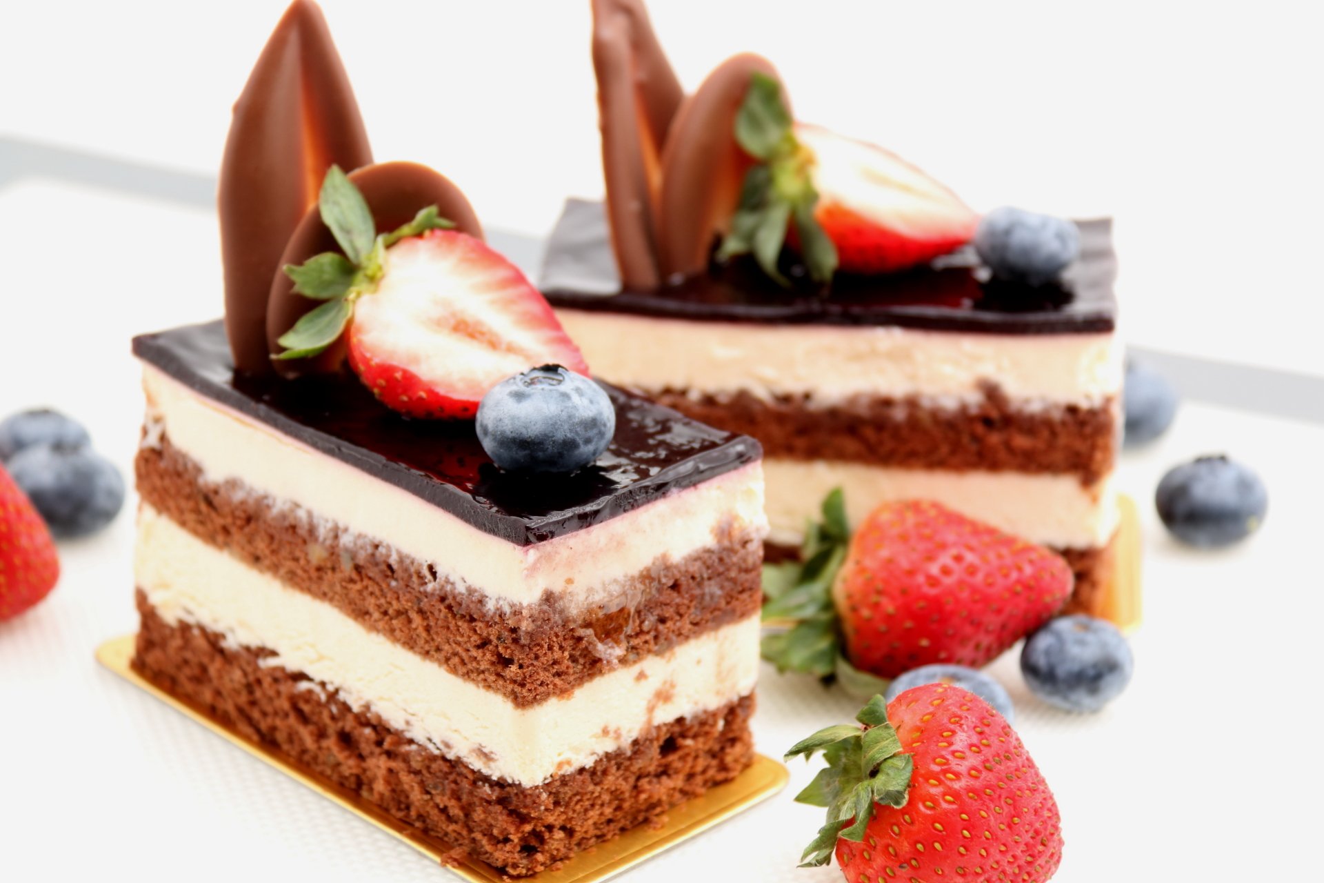 Download Blueberry Strawberry Berry Chocolate Sweets Cake Food Dessert ...