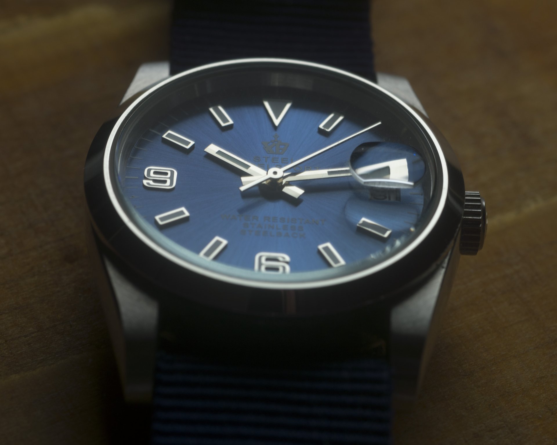 Download Man Made Watch 4k Ultra HD Wallpaper