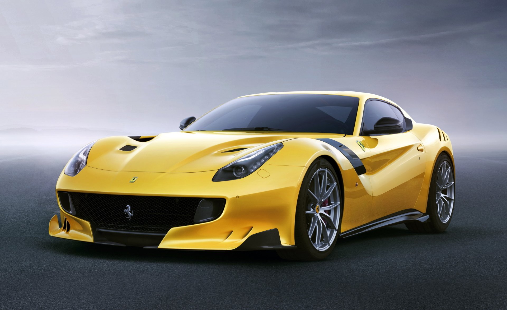 Stunning Yellow Ferrari F12berlinetta - 4K Ultra HD Supercar Wallpaper