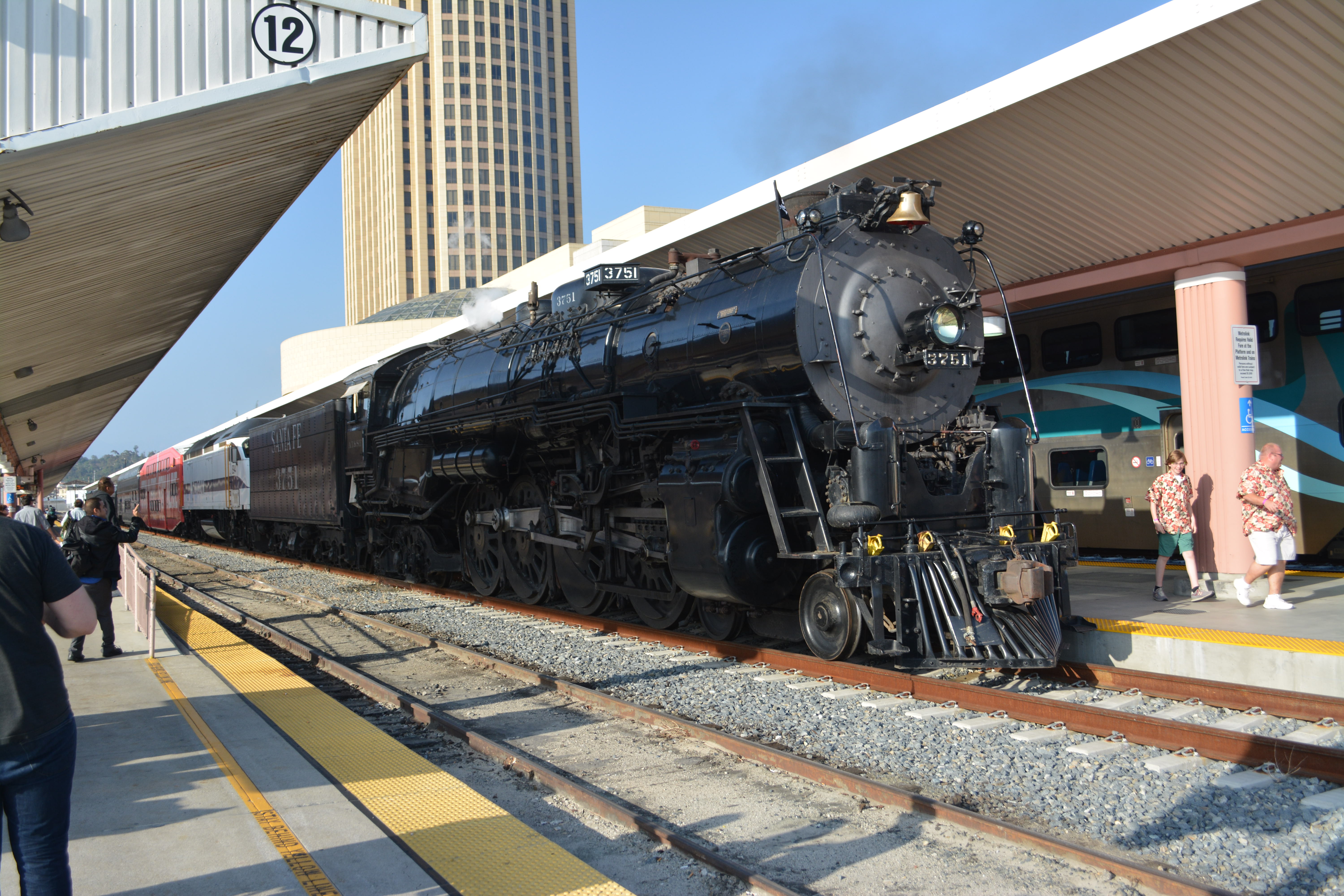 Download Vehicle Train 4k Ultra HD Wallpaper