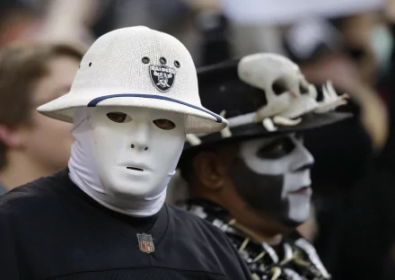 Las Vegas Raiders - Desktop Wallpapers, Phone Wallpaper, PFP, Gifs, and ...