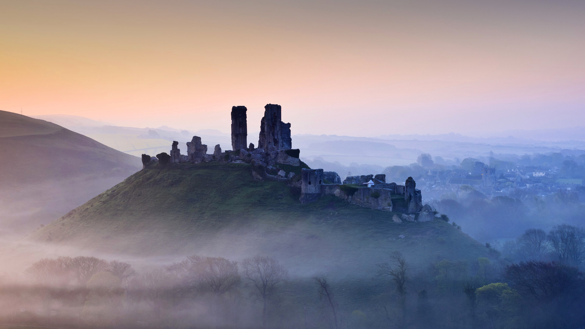 Misty Ruins on the Hilltop – Stunning HD Landscape Wallpaper