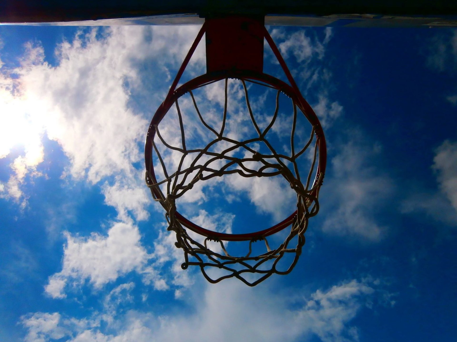 HD Basketball Wallpaper: Soaring Above the Court | 2048x1536 ...