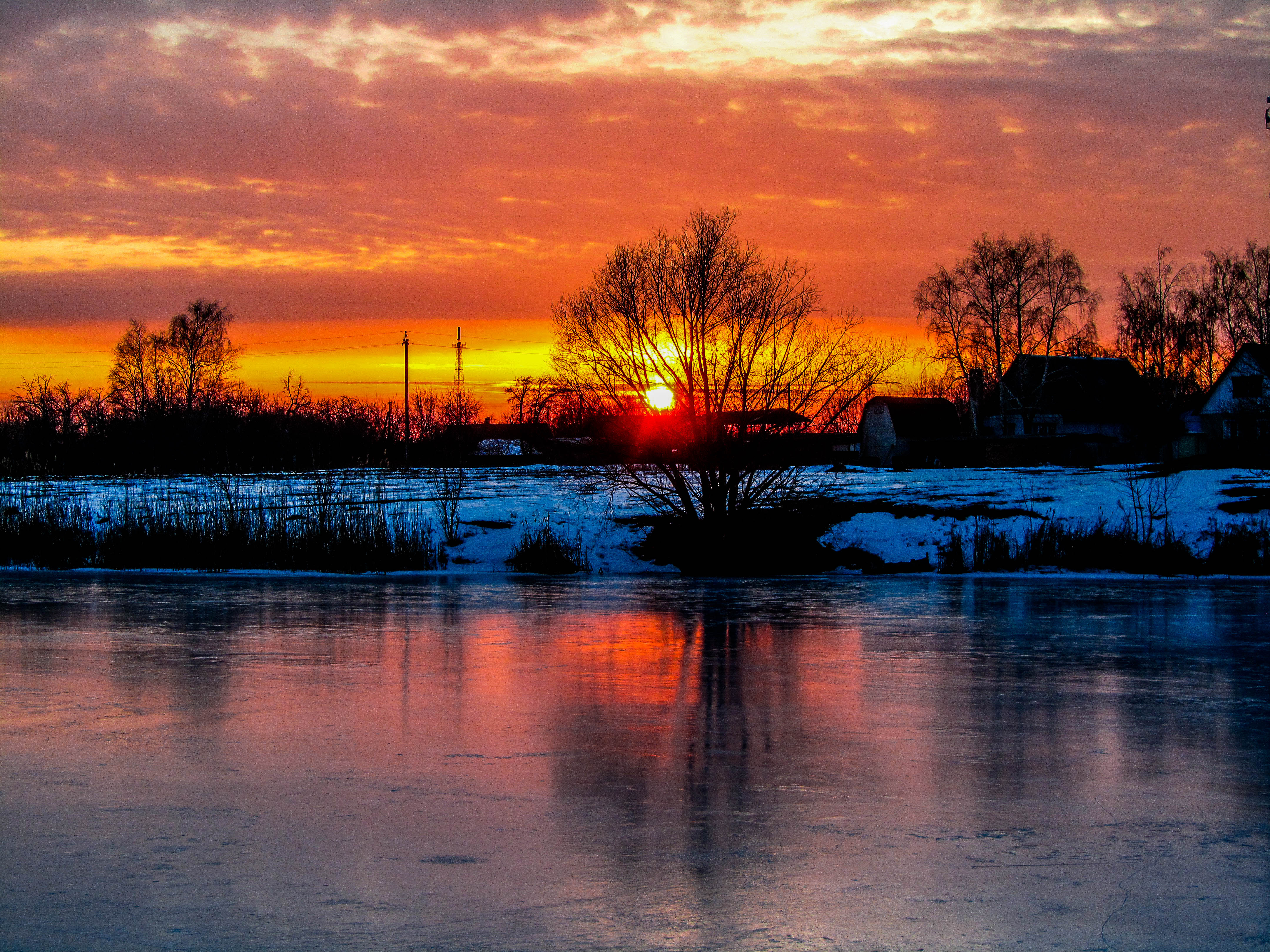 4K Sunset Serenity: Vibrant Photography Wallpaper by Vergilius