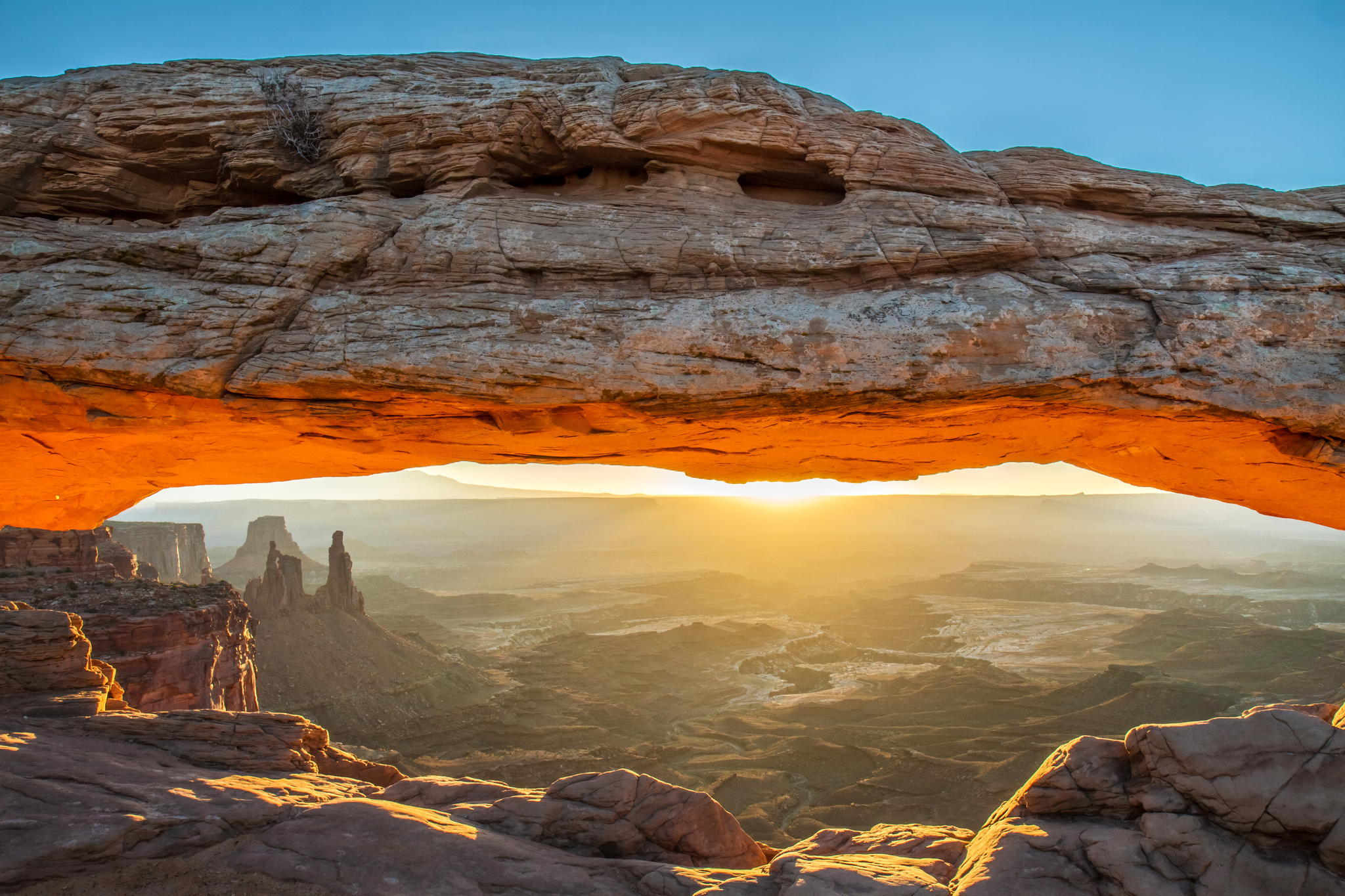 Download Landscape Sunny Arch Nature Mesa Arch HD Wallpaper
