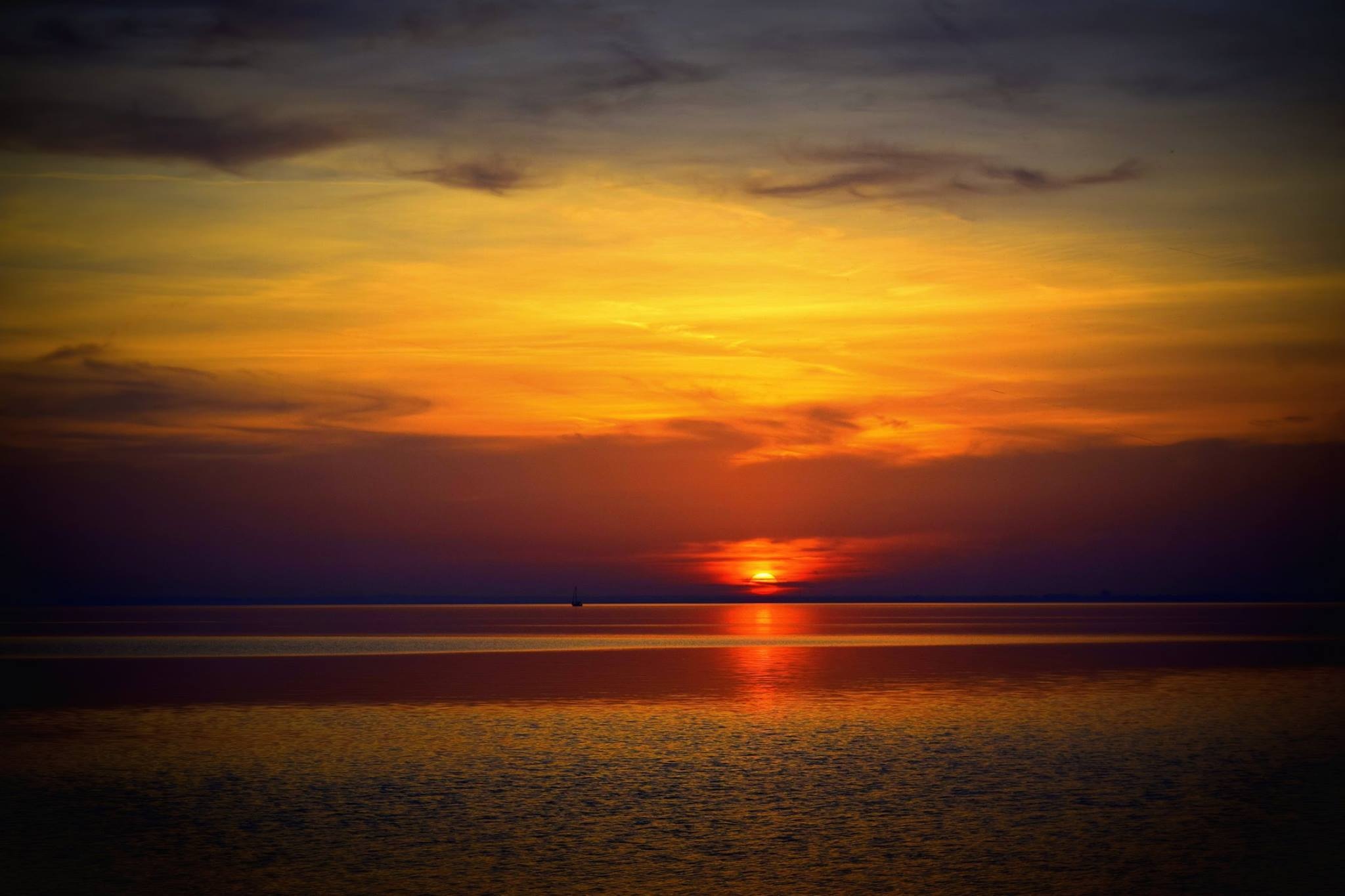 Download Evening Cloud Sky Yellow Orange (Color) Hungary Horizon Lake ...