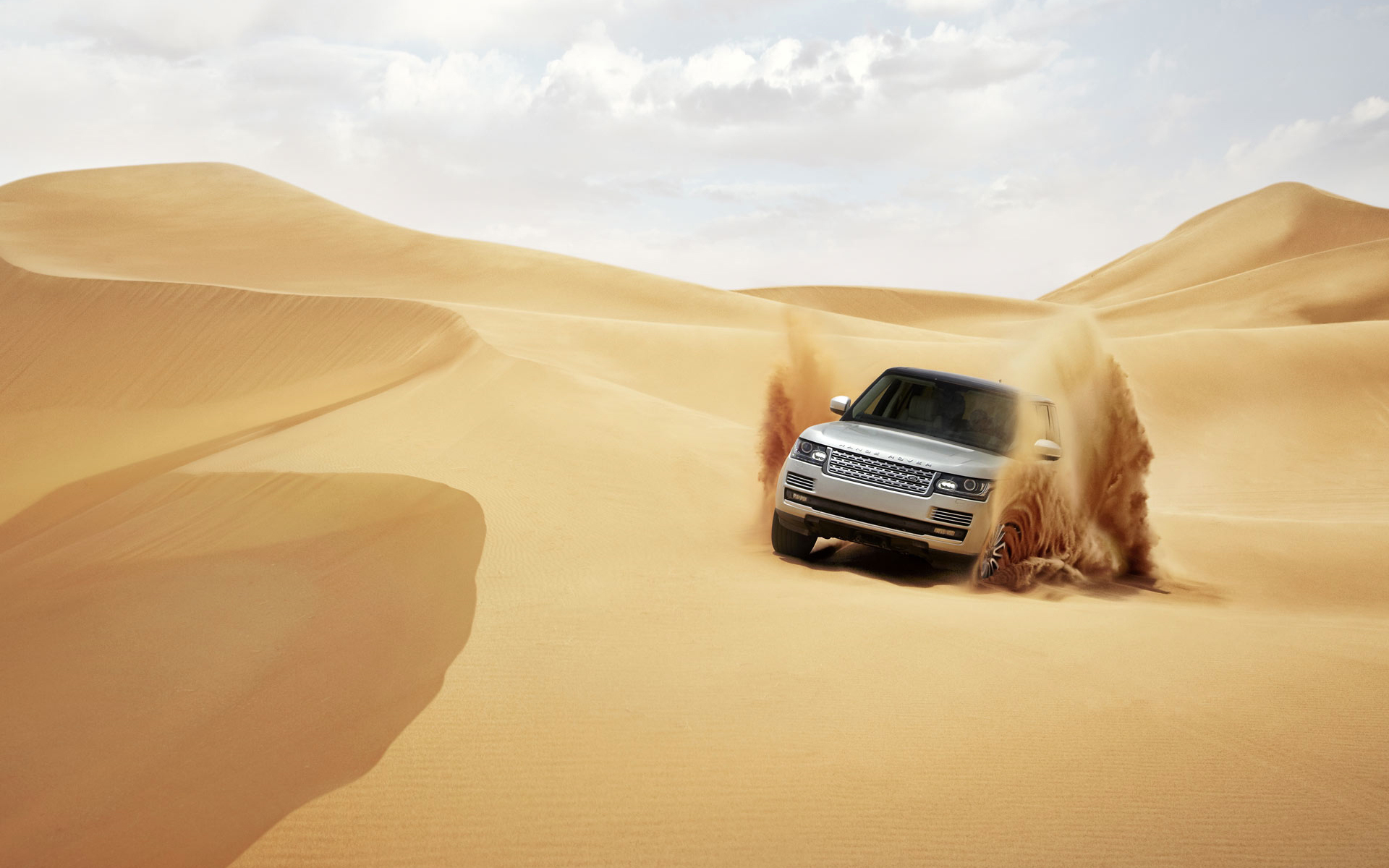 Range Rover SUV Conquering Desert Sand Dunes | HD Wallpaper