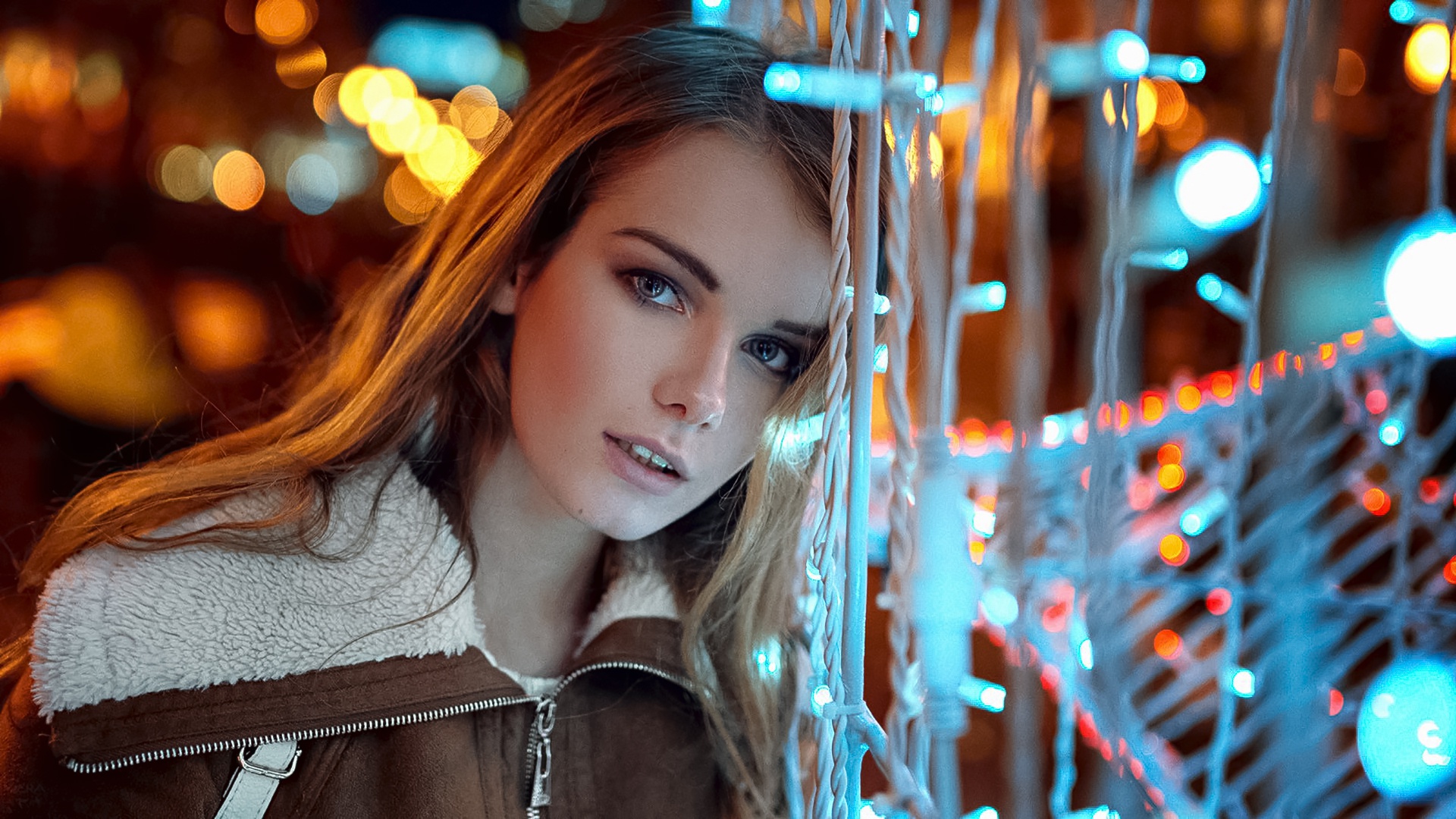 Download Light Night Model Woman Face HD Wallpaper