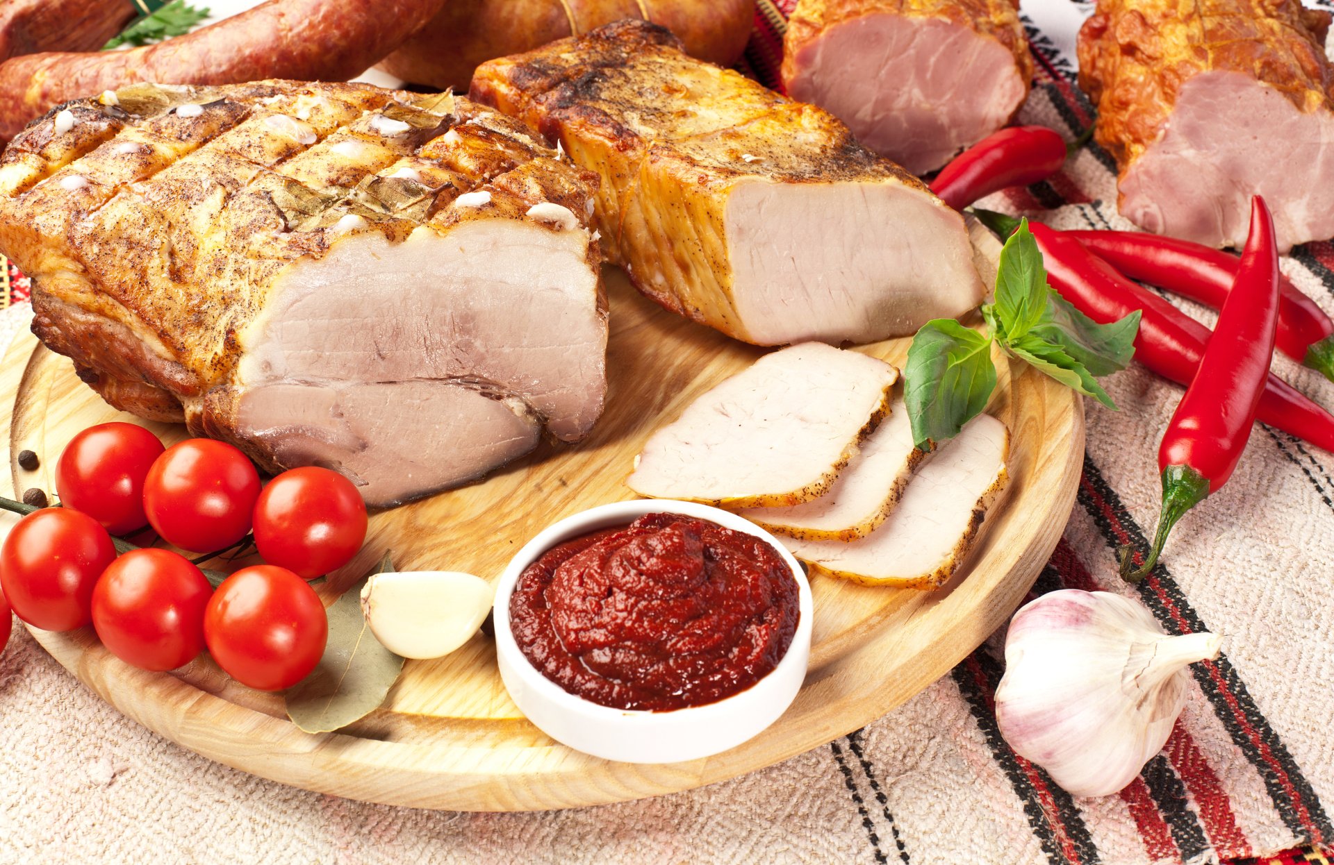 Download Pepper Tomato Food Meat 4k Ultra HD Wallpaper