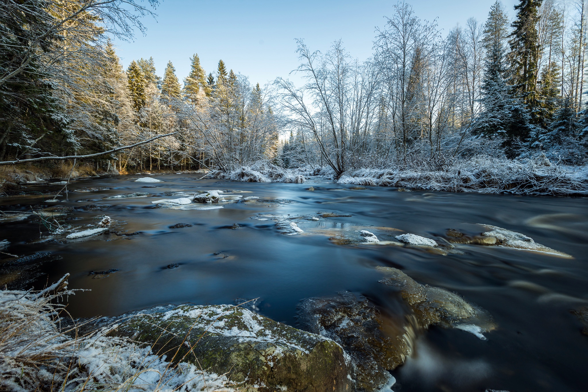 Download Nature Winter Forest River HD Wallpaper