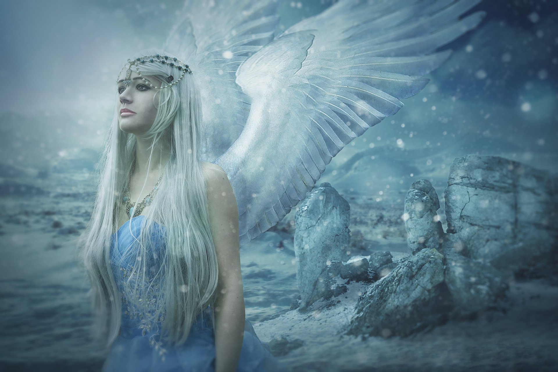 Winter Angel: A 4K Ultra HD Fantasy Wallpaper by Anne Wipf
