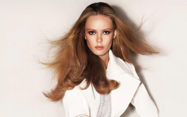 Download Woman Frida Gustavsson HD Wallpaper