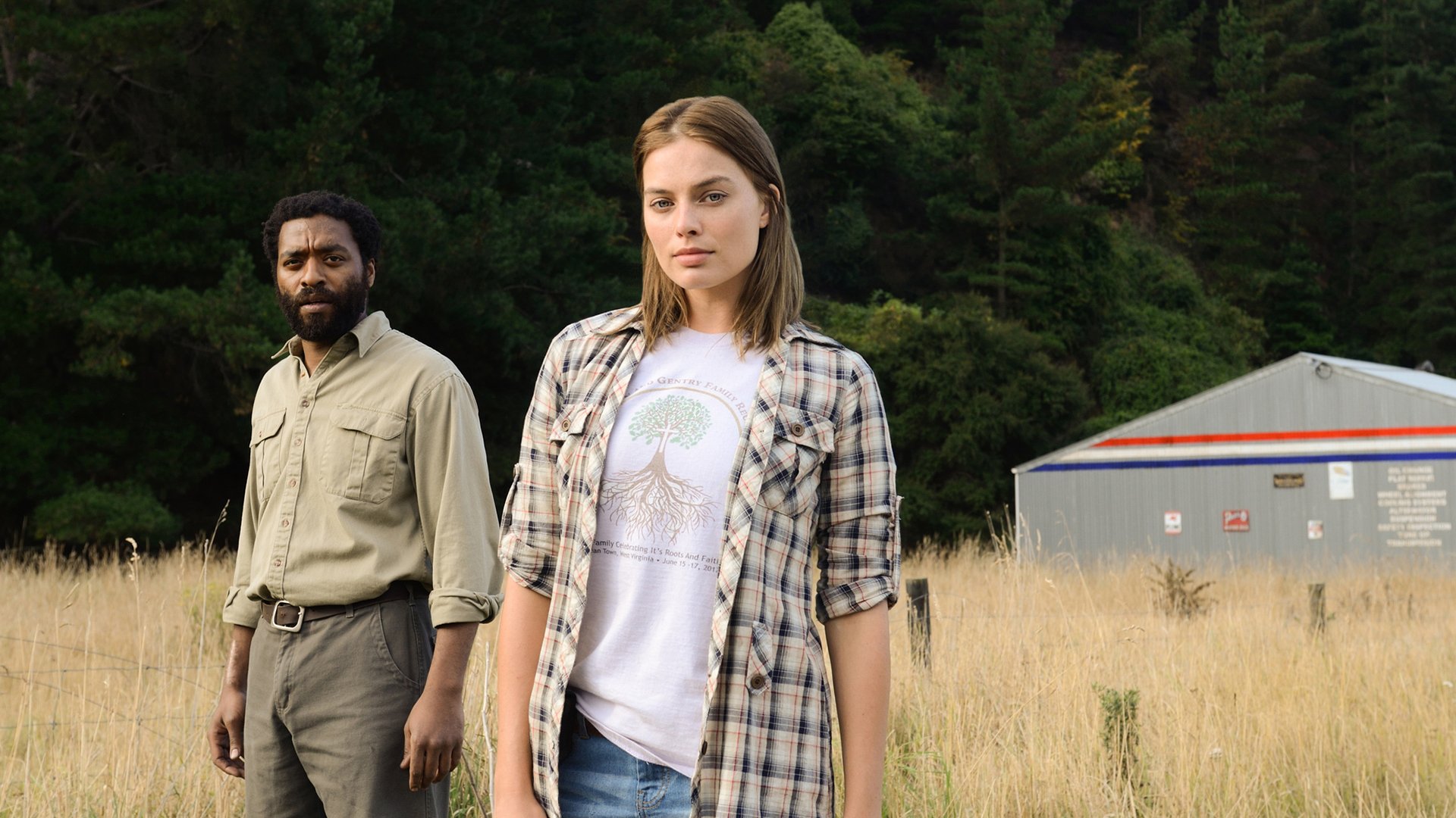 Z for Zachariah HD Wallpaper | Chiwetel Ejiofor & Margot Robbie Movie Scene