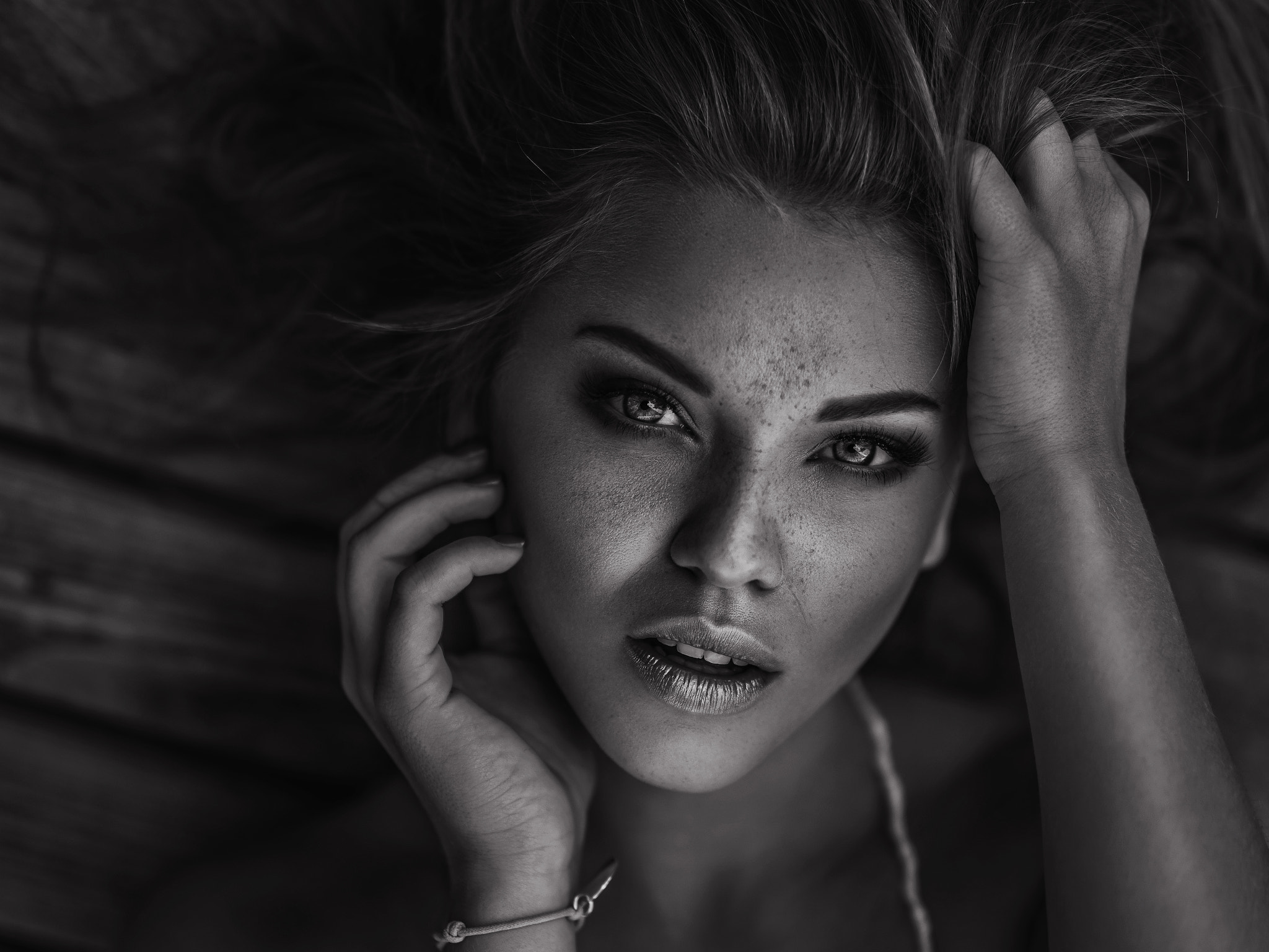 Download Freckles Black Model Woman Face HD Wallpaper