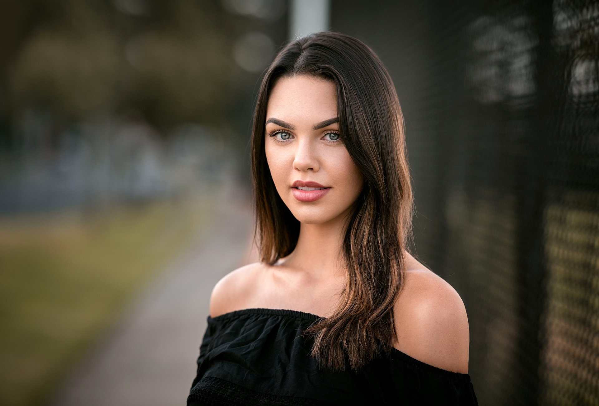 Blue-Eyed Bokeh: Black-Haired Model HD Wallpaper | 2048x1389 ...